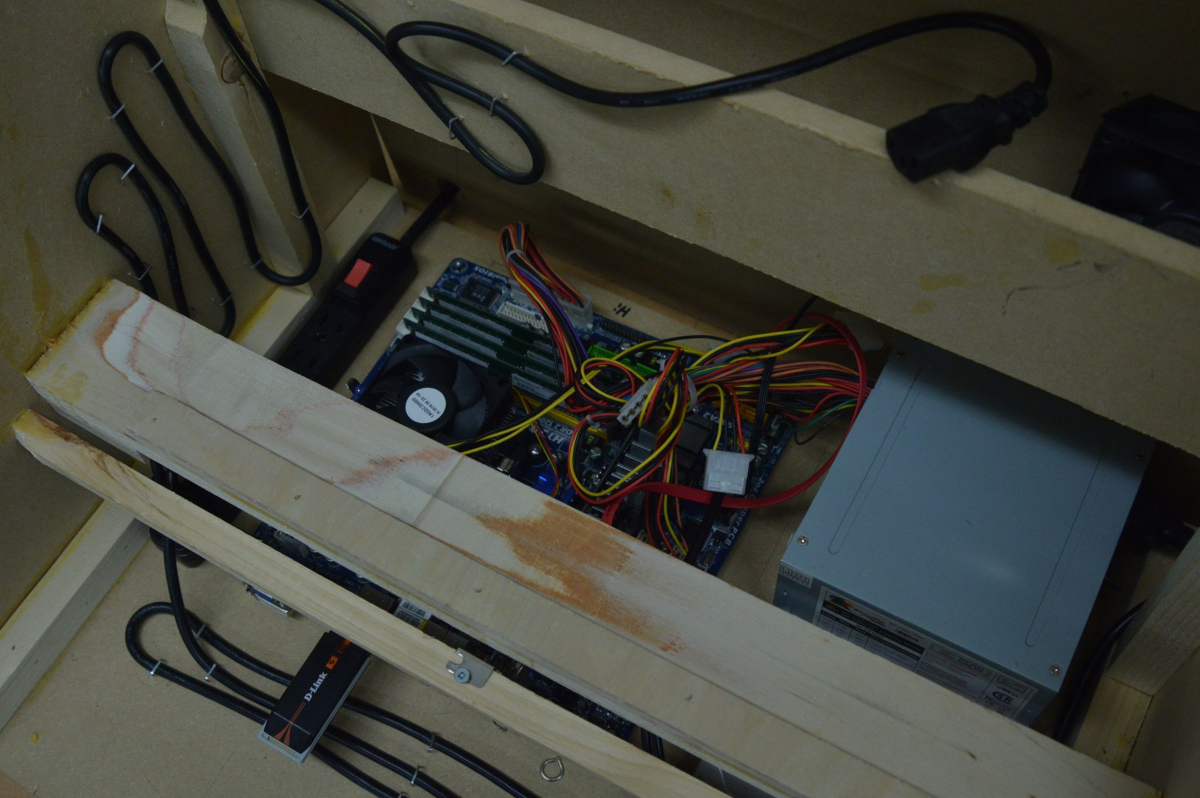 PC Powered Bartop Arcade Machine Running LaunchBox : 7 Steps - Instructables