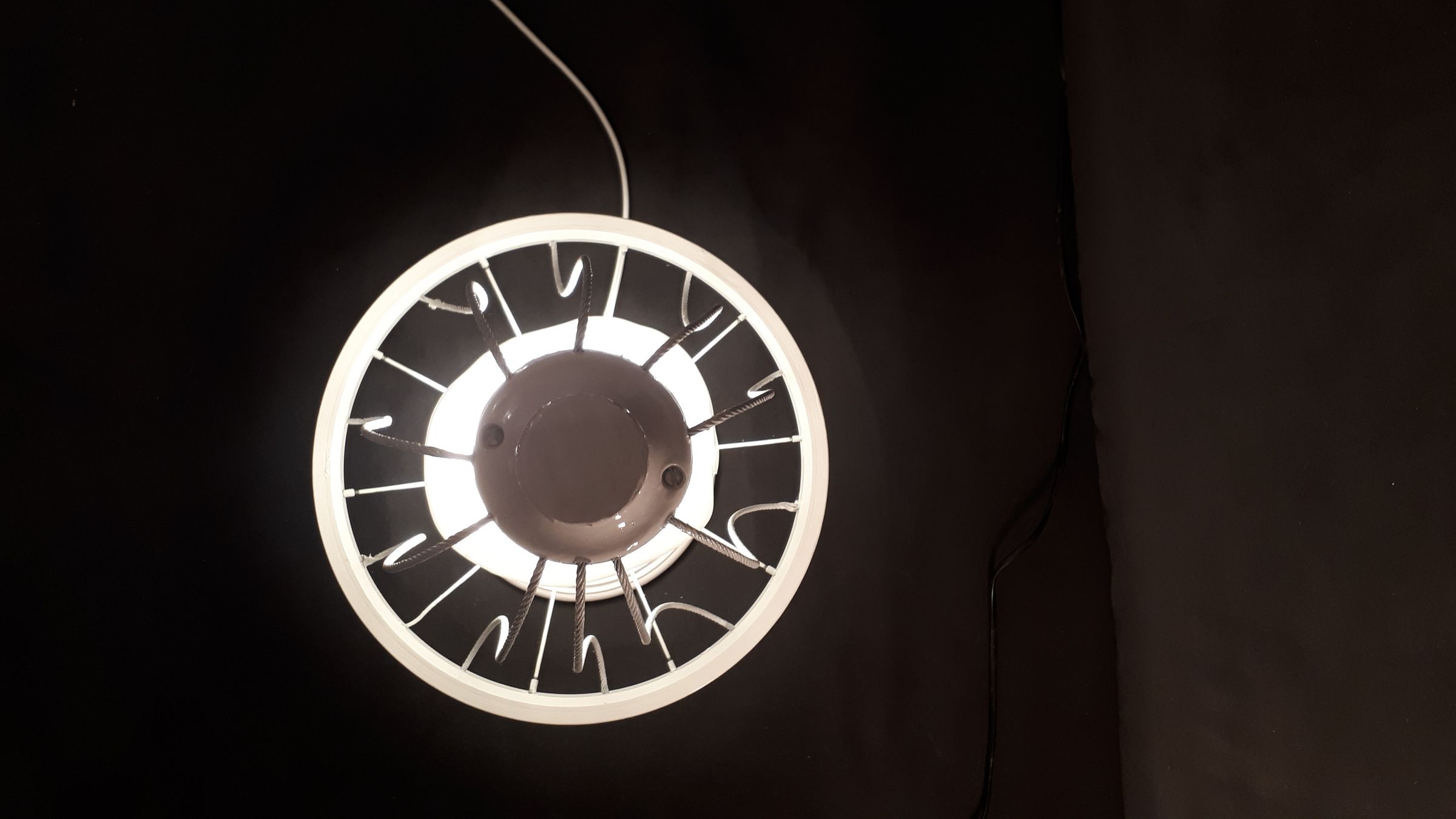 DIY Spinning Bike Wheel Lamp : 13 Steps (with Pictures) - Instructables