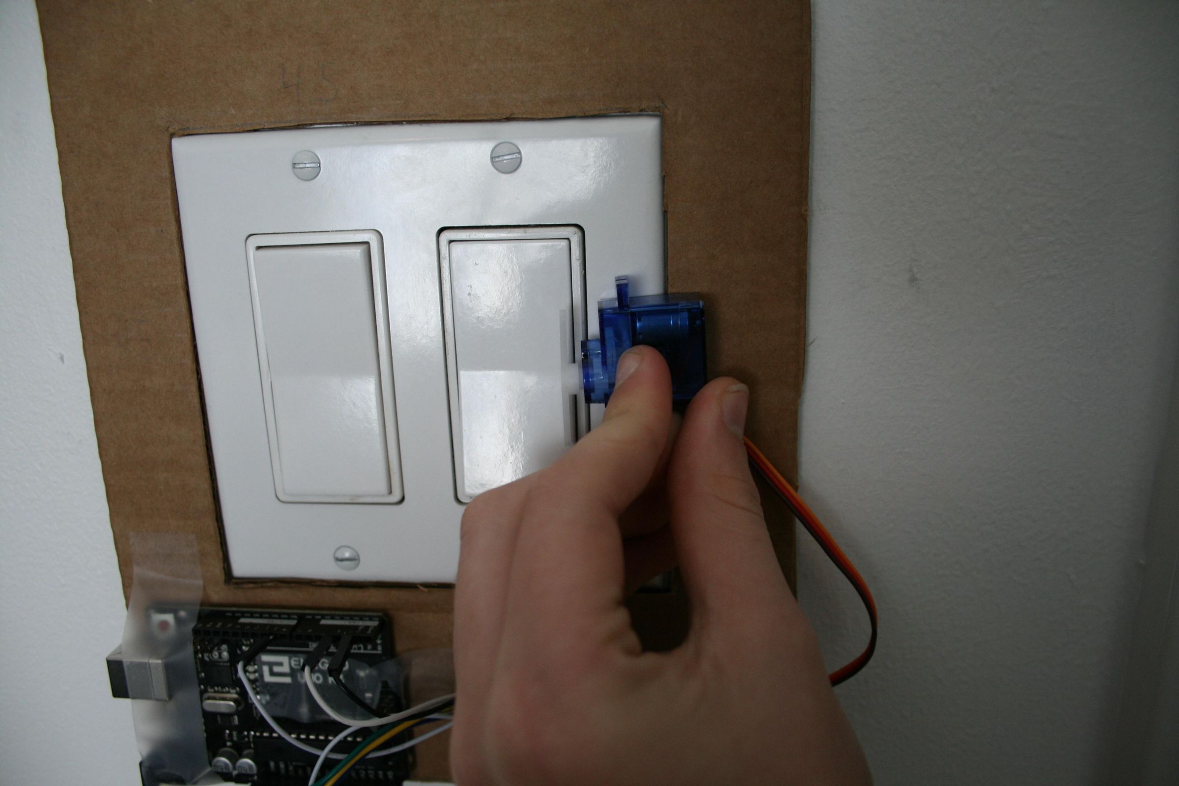 Easiest No-Touch Light Switch : 7 Steps - Instructables