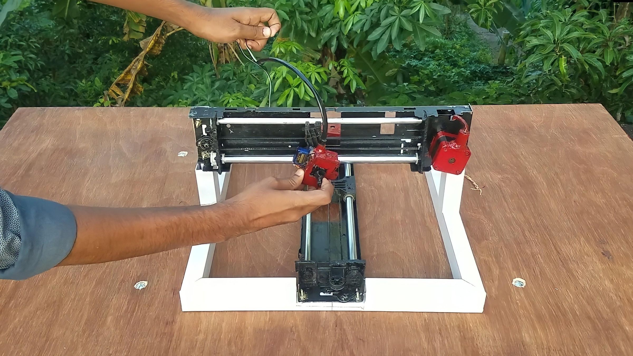 Simplest CNC Plotter Making : 19 Steps (with Pictures) - Instructables