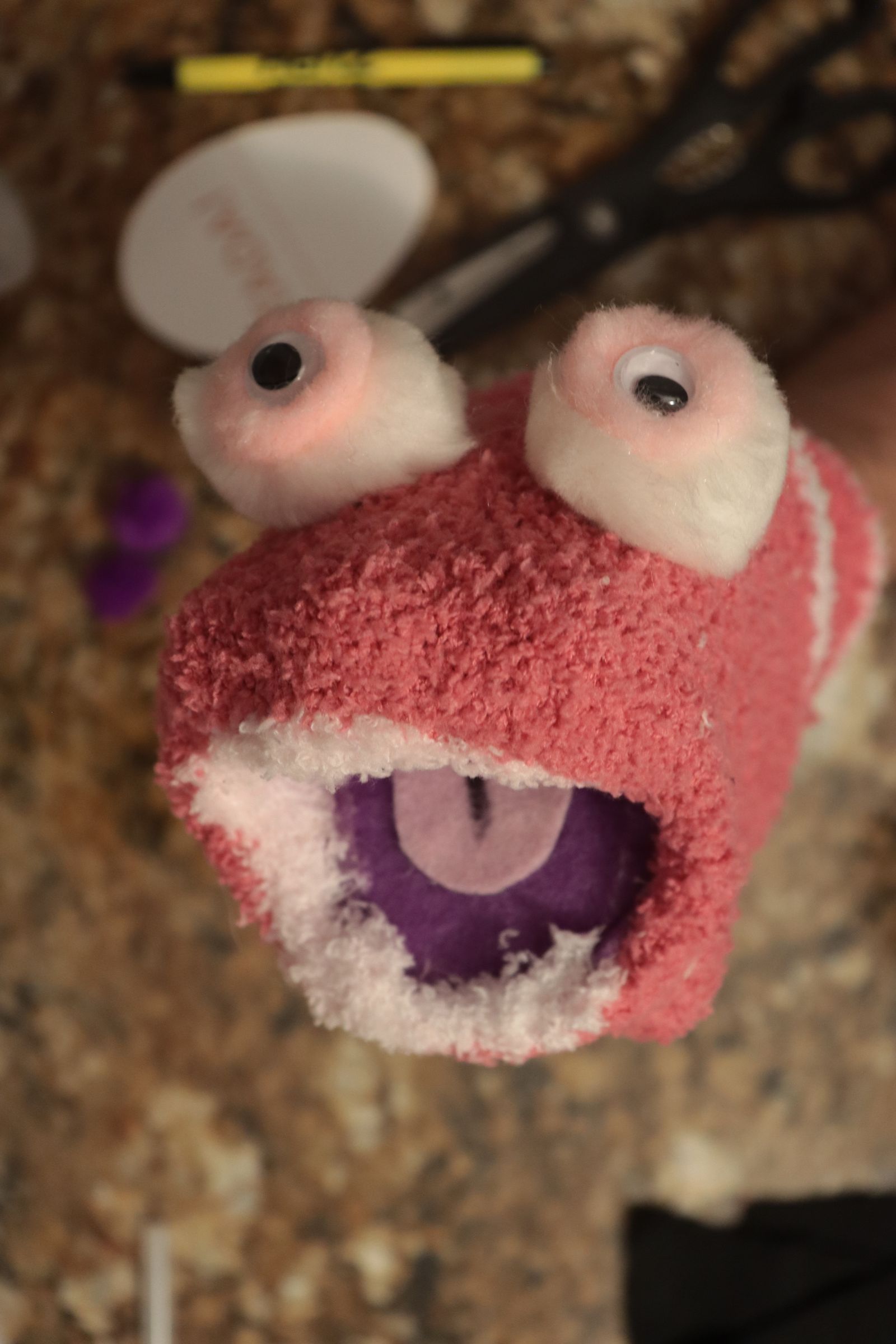 Sock Puppet! : 9 Steps (with Pictures) - Instructables