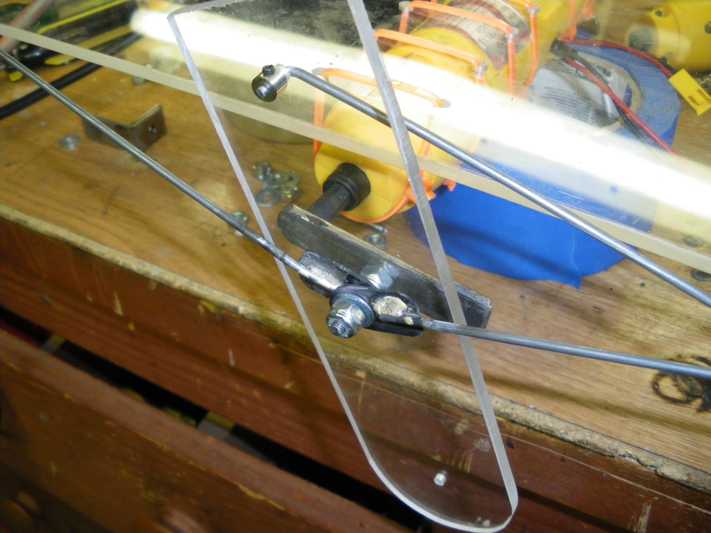 Six Legged Walking Robot : 7 Steps (with Pictures) - Instructables