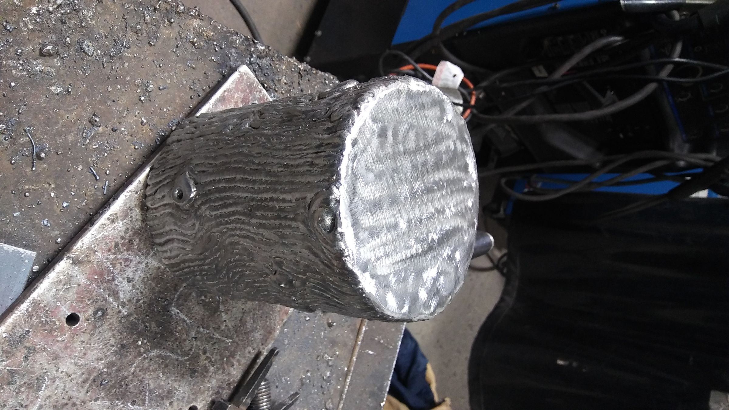 Realistic Metal Log With Love Birds Sculpture : 27 Steps (with Pictures ...