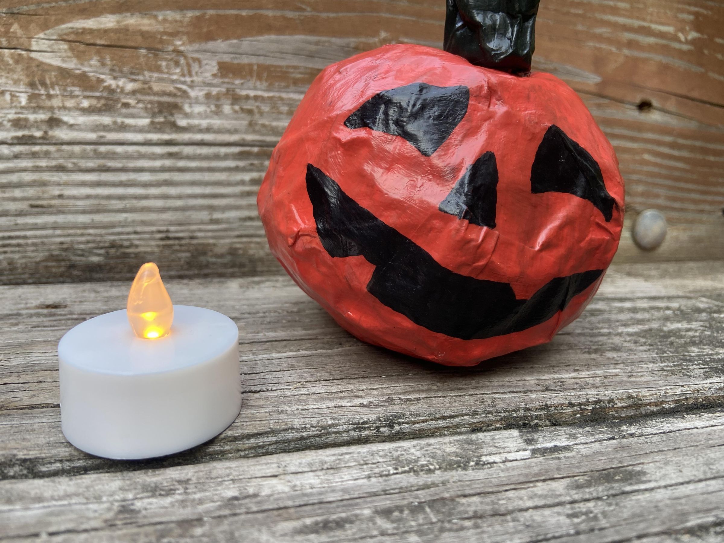 Paper Mache Pumpkin : 8 Steps (with Pictures) - Instructables