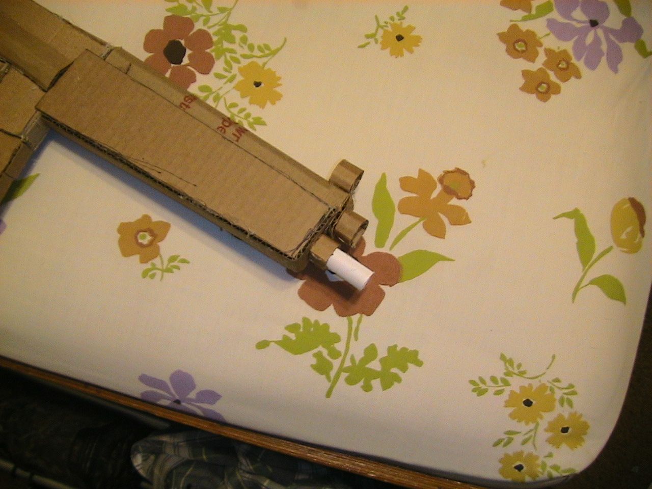 Cardboard MP5 - Instructables