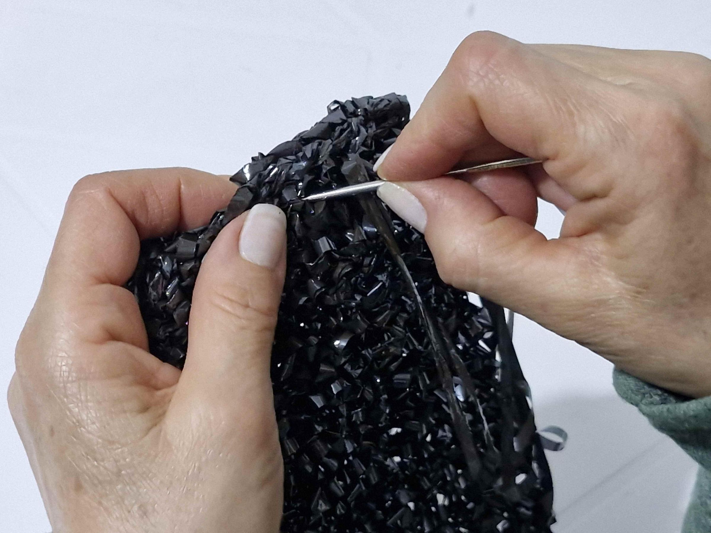 60s-Inspired Top Hat Made From Vinyl Records and Cassette Tapes : 10 ...