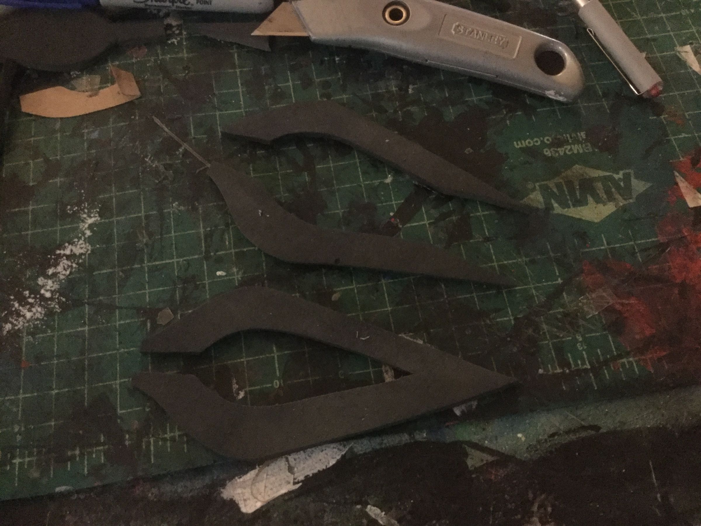 How to Make a Gears of War: "Torque Bow" Prop Gun : 15 Steps (with ...