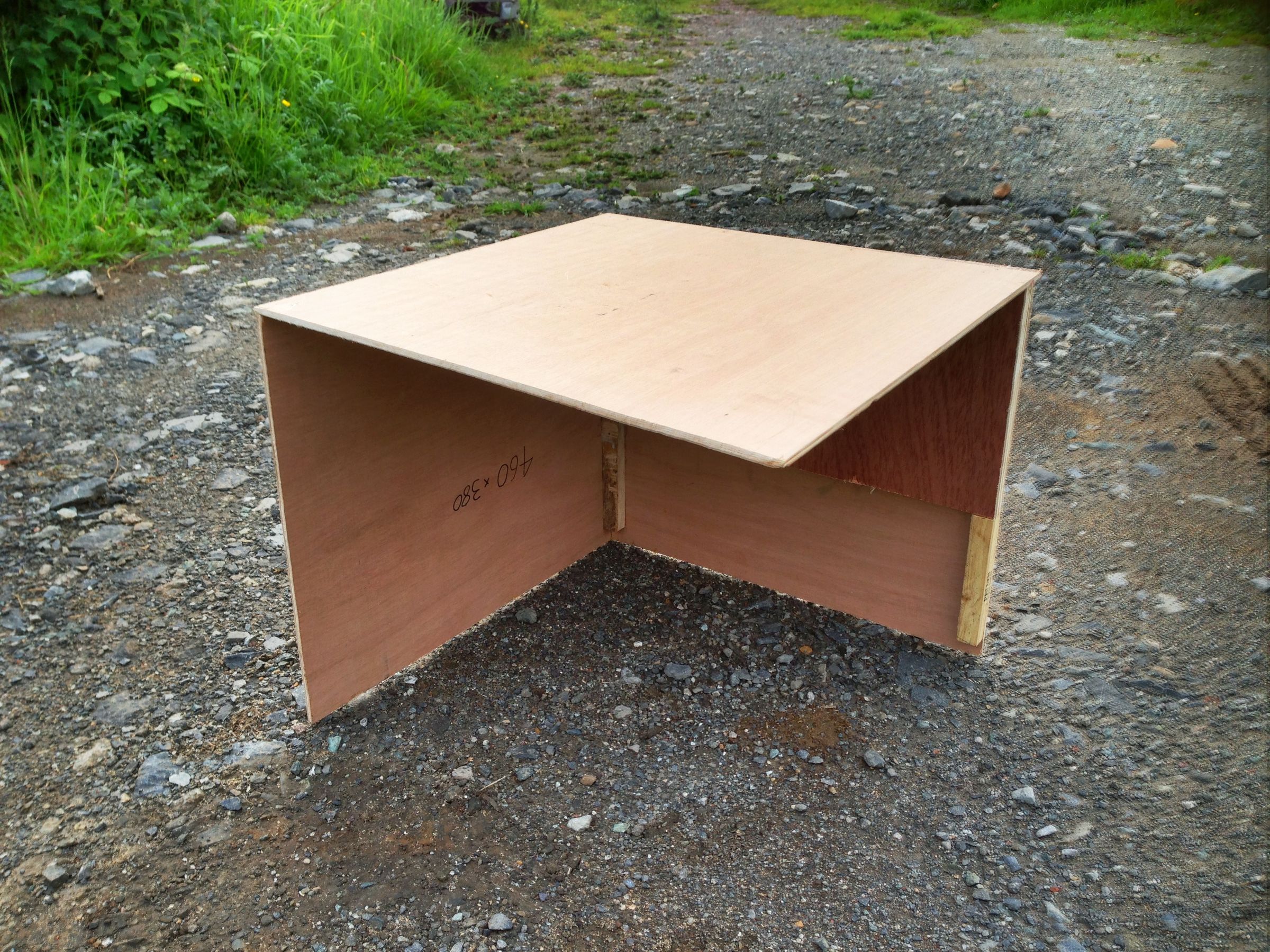 Budget National Beehive (Wales) : 24 Steps - Instructables