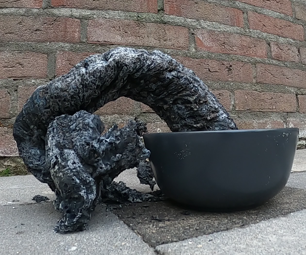 Black Fire Snake : 3 Steps - Instructables