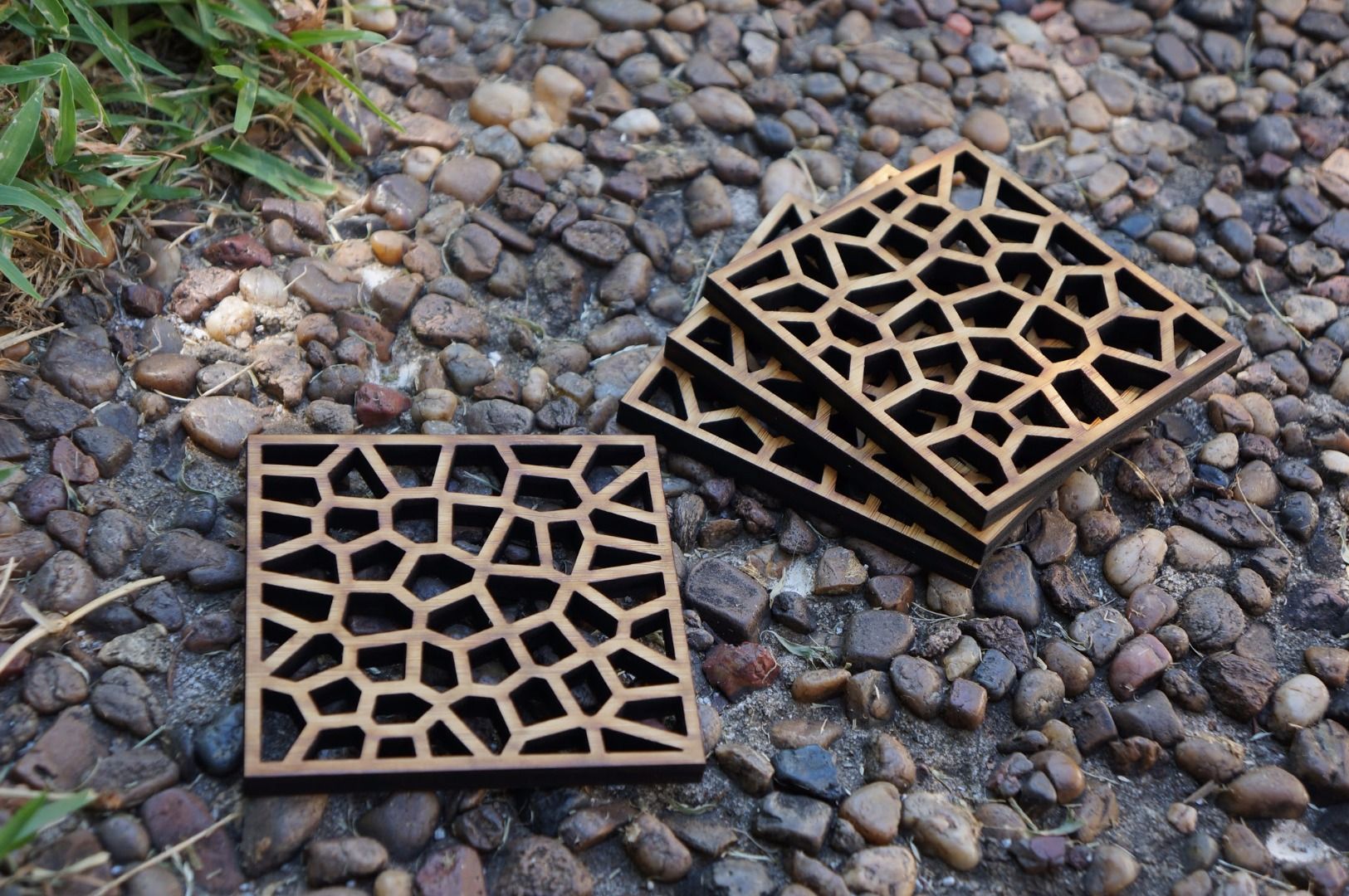 Hand-Drawn Voronoi Diagrams : 9 Steps (with Pictures) - Instructables