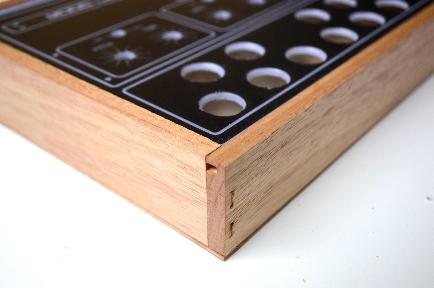 Moog Light Synth V3 : 15 Steps (with Pictures) - Instructables