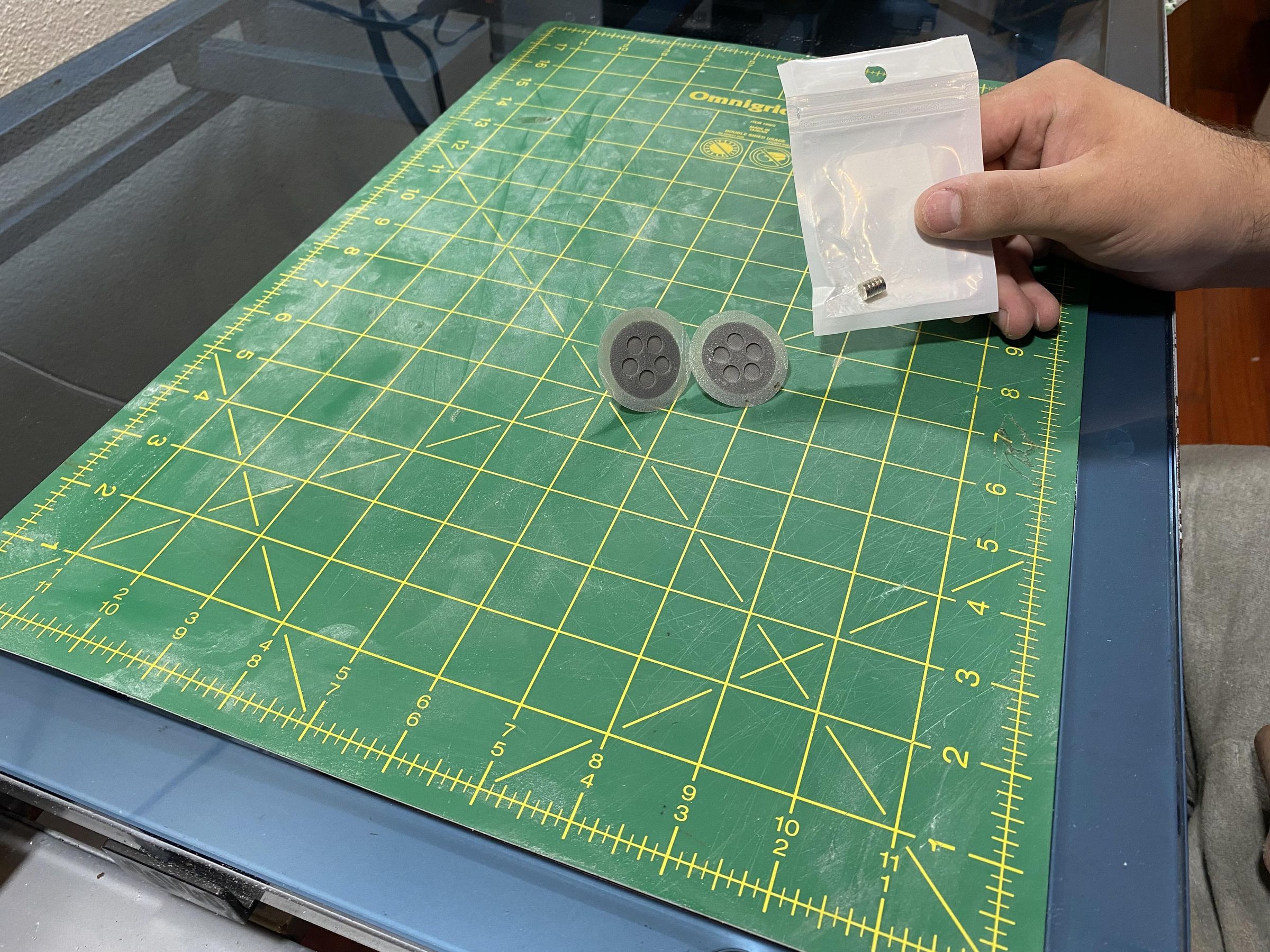 Inception Top With Magnetic Levitation : 13 Steps (with Pictures ...