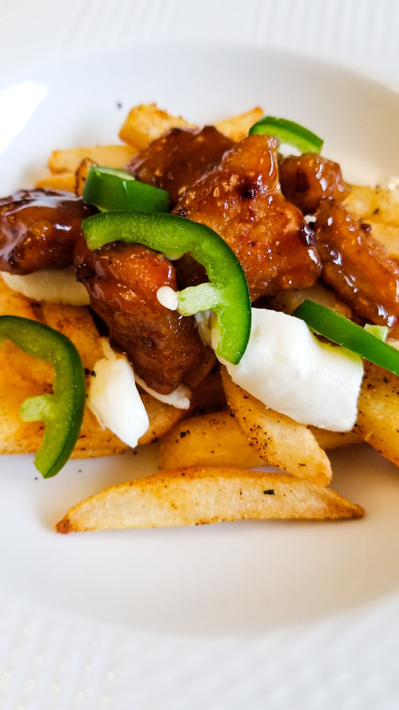 Ultimate Honey Garlic Chicken Poutine – Copycat : 8 Steps (with ...