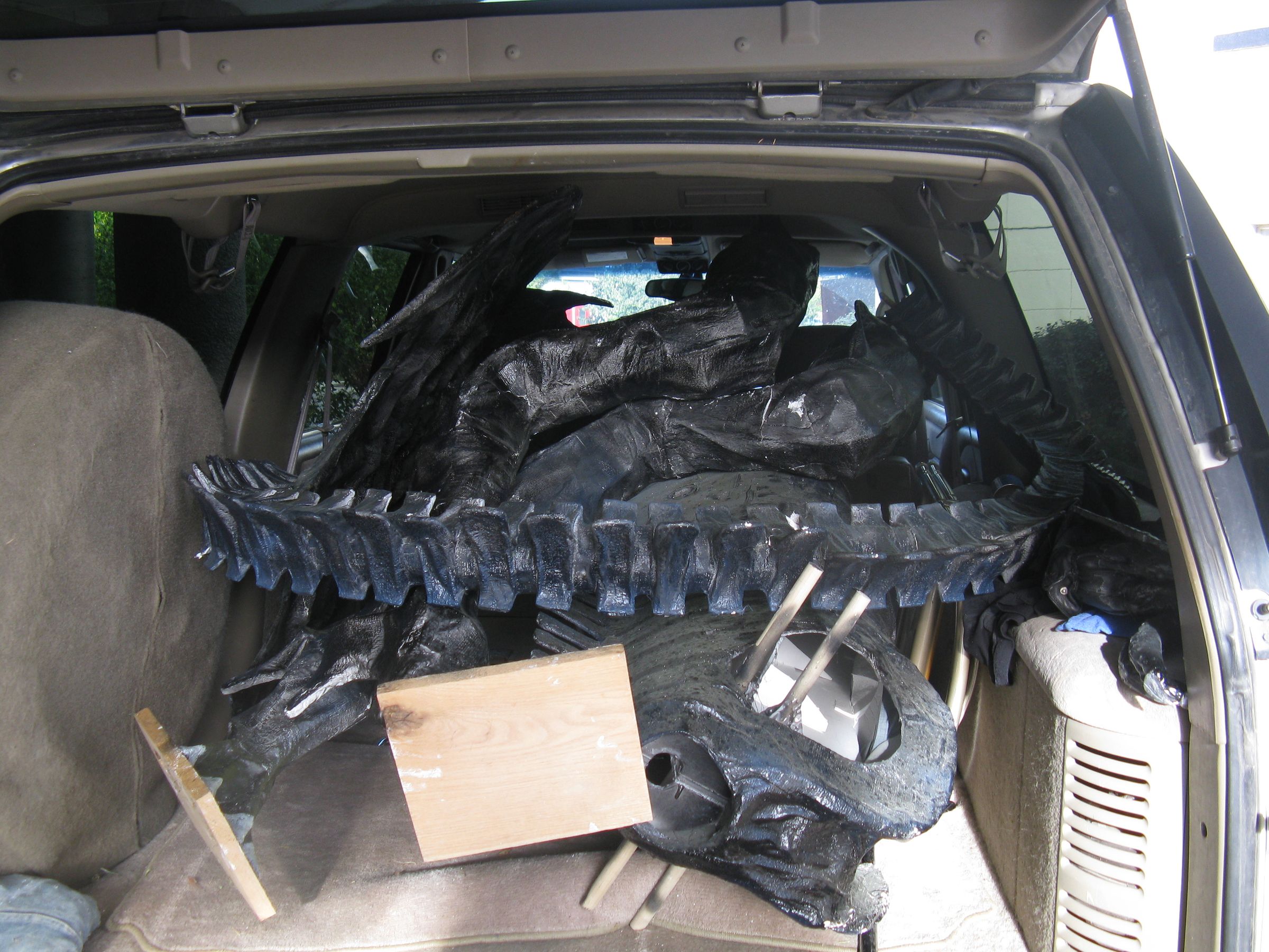 Aliens Halloween Display - Instructables