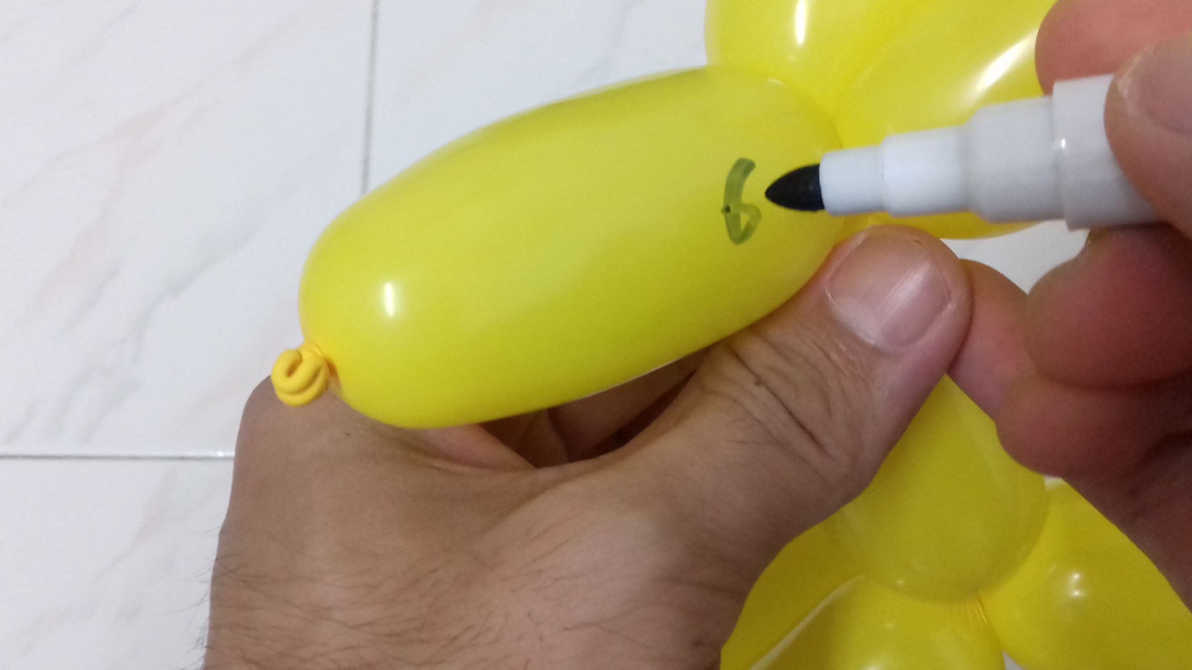 Balloon Twisting - Rabbit : 5 Steps - Instructables