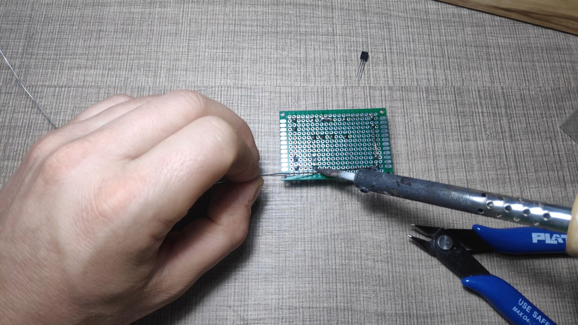 SSR Latching Circuit With Push Buttons : 6 Steps (with Pictures ...
