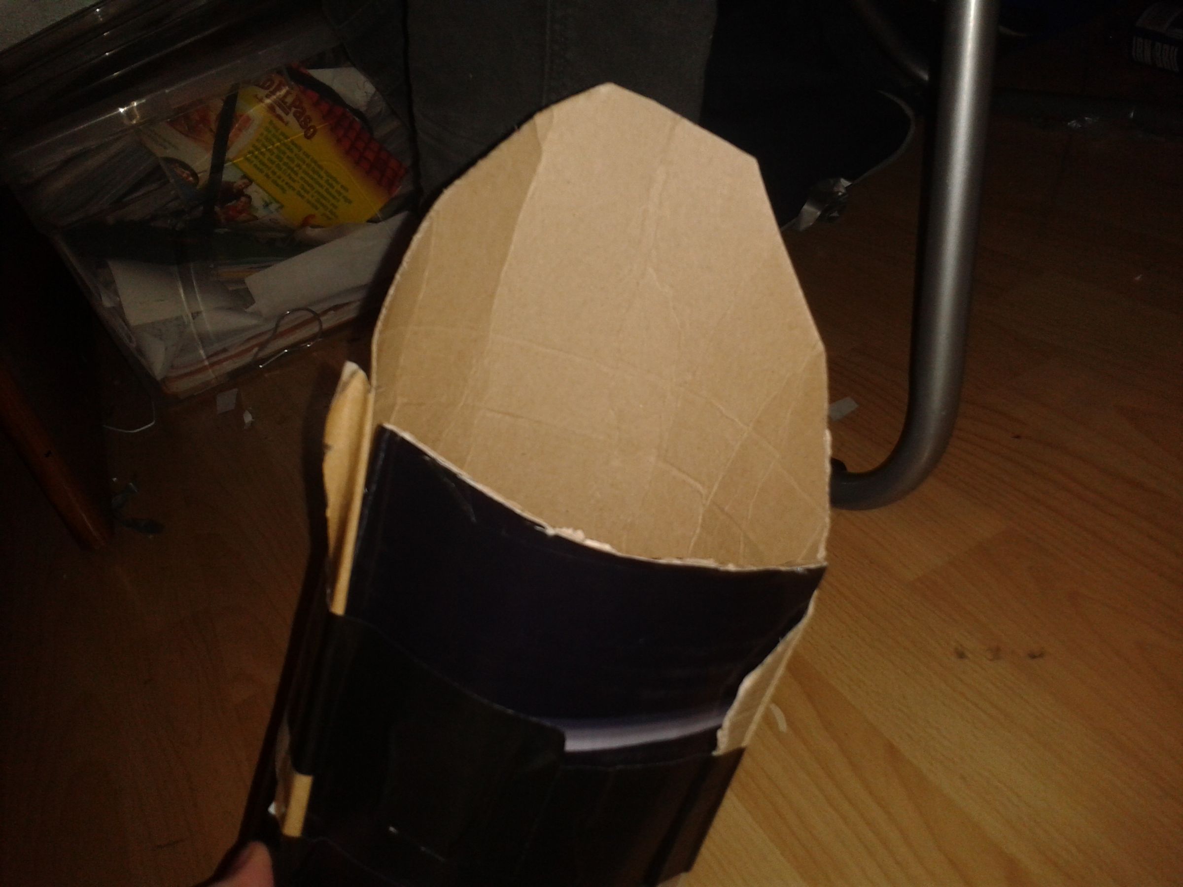 NEW CARDBOARD Project: 2006 Cyberleader Armour. - Instructables