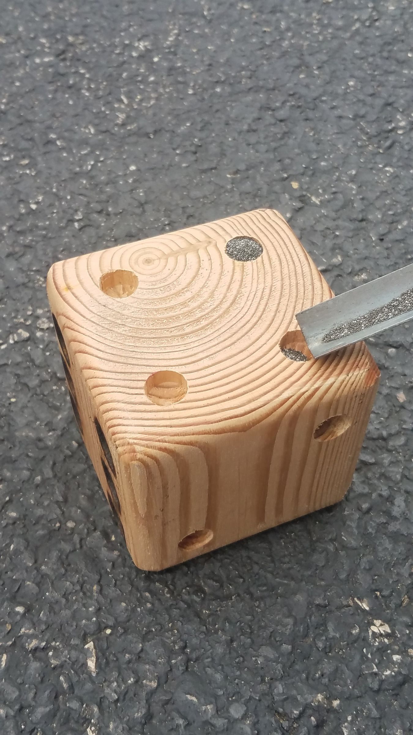 Cowboy Dice : 4 Steps - Instructables