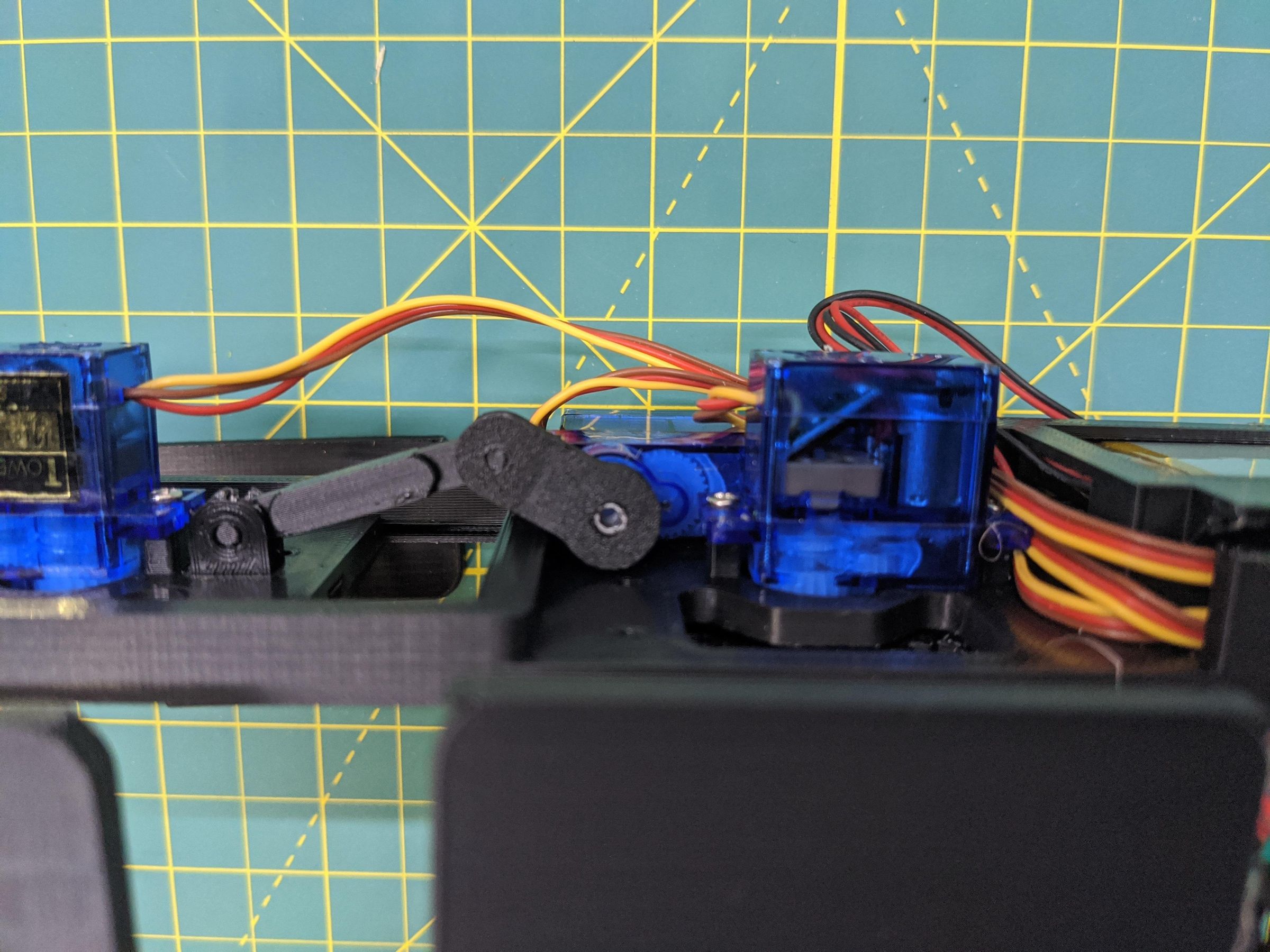 Itsy Bitsy: an Untethered Climbing Robot : 5 Steps (with Pictures ...