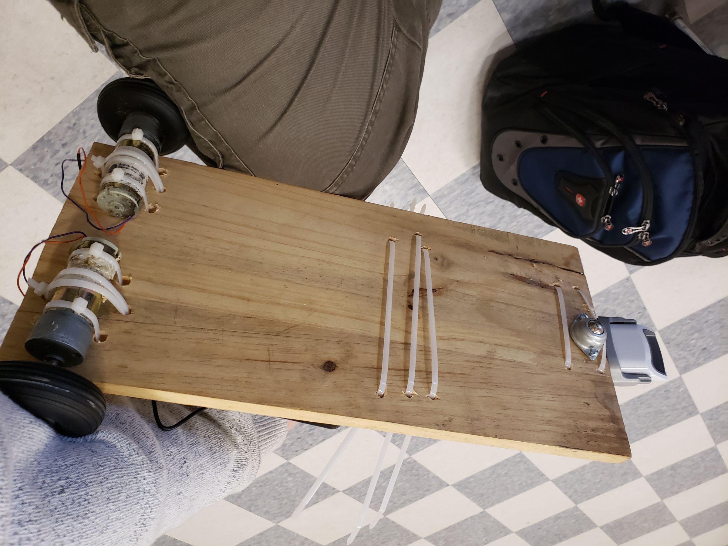 Raspberry Pi Roomba : 6 Steps - Instructables
