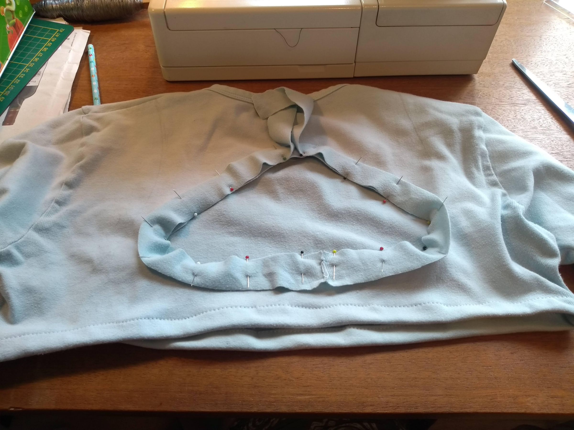 D4E1 Adult Scratch Sleeves : 3 Steps - Instructables
