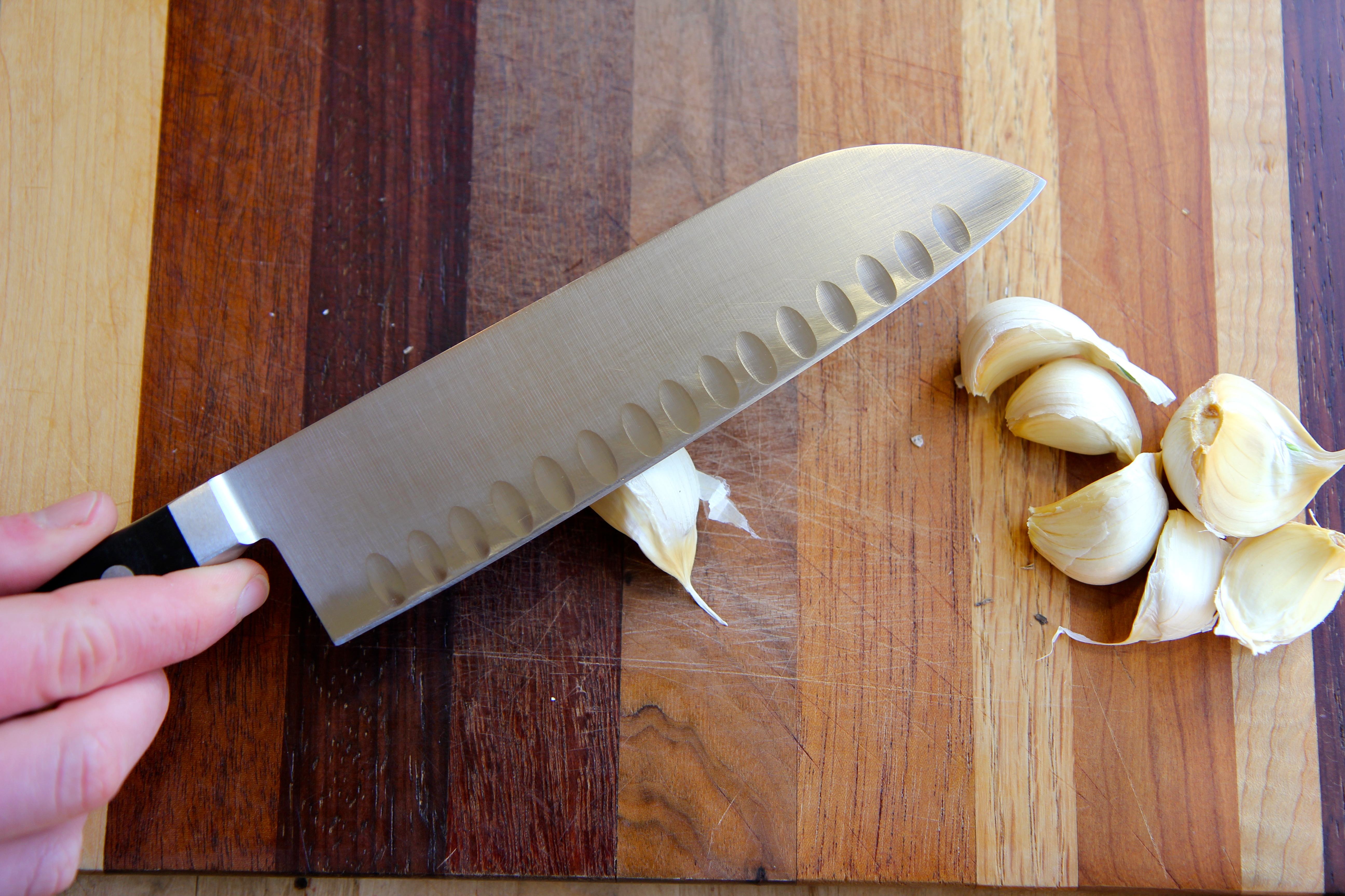 How to Chop Garlic : 8 Steps (with Pictures) - Instructables