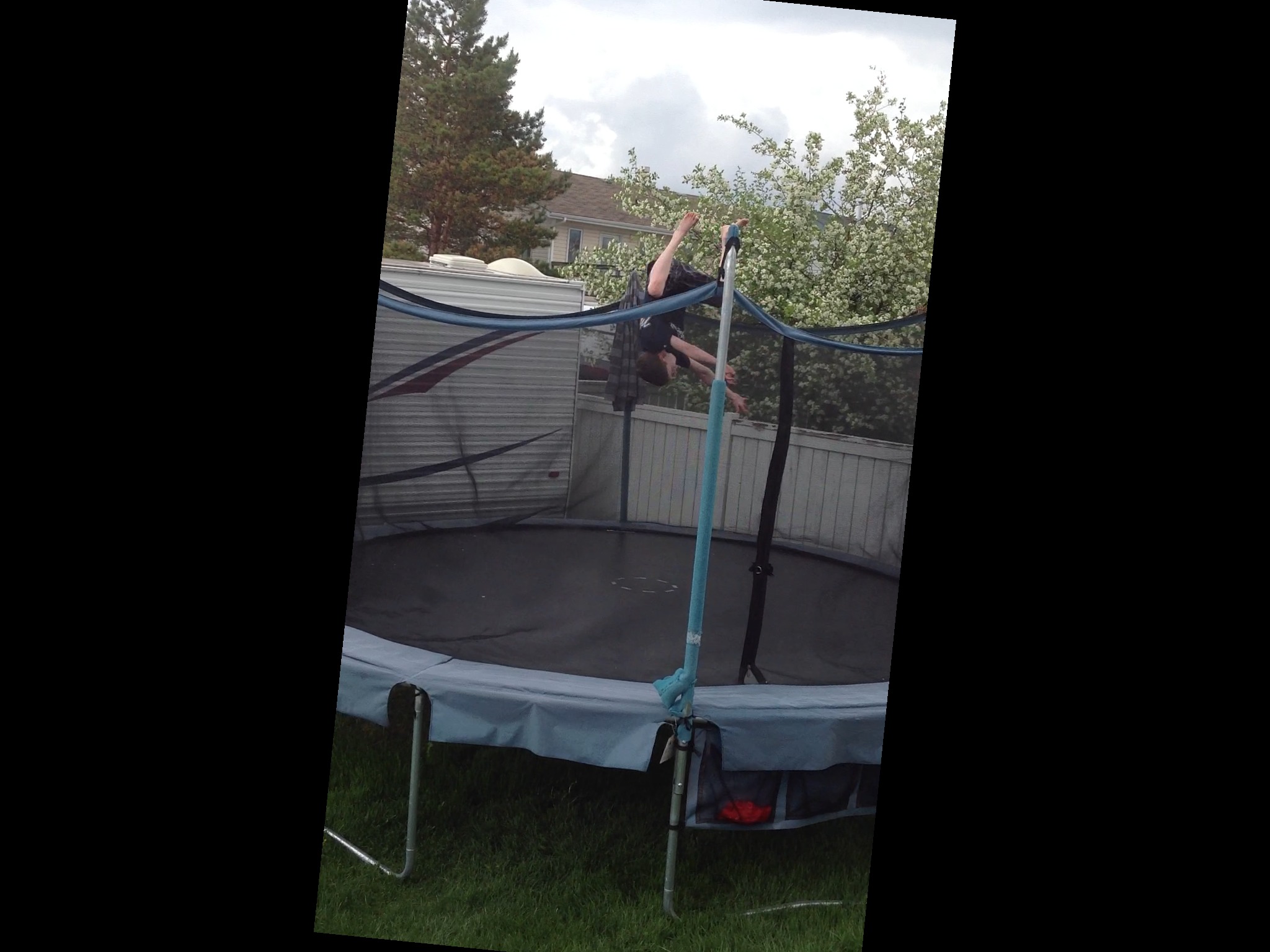 How to Backflip on a Tramp : 3 Steps - Instructables