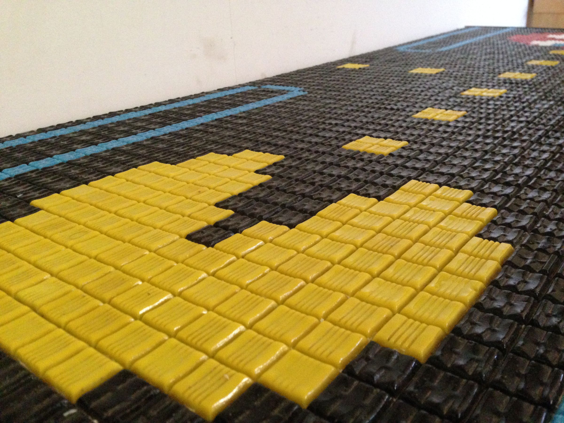 Pac Man / Pacman Mosaic Table Cover : 4 Steps (with Pictures ...