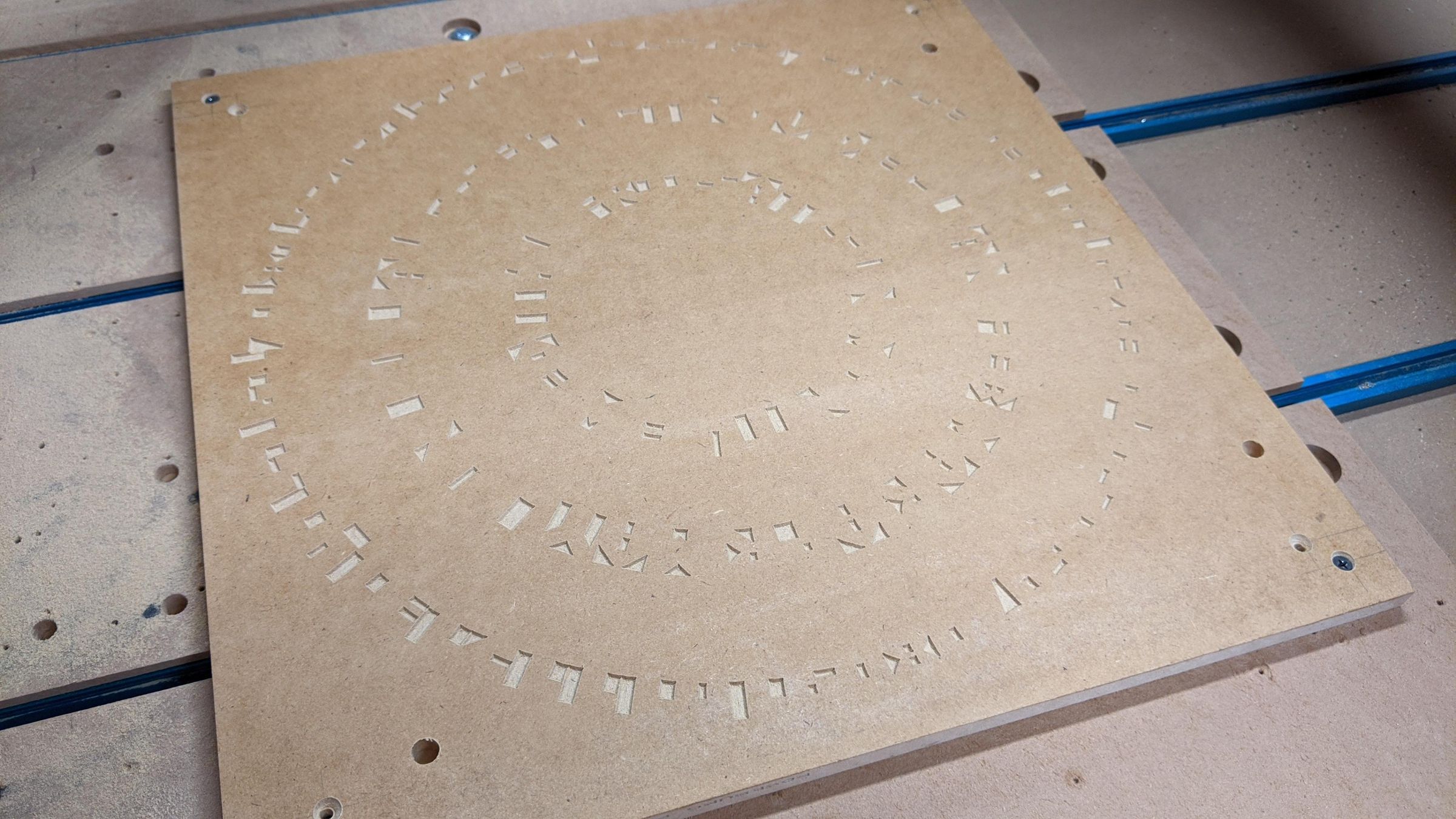 Cryptic Auto-Calendar : 9 Steps (with Pictures) - Instructables