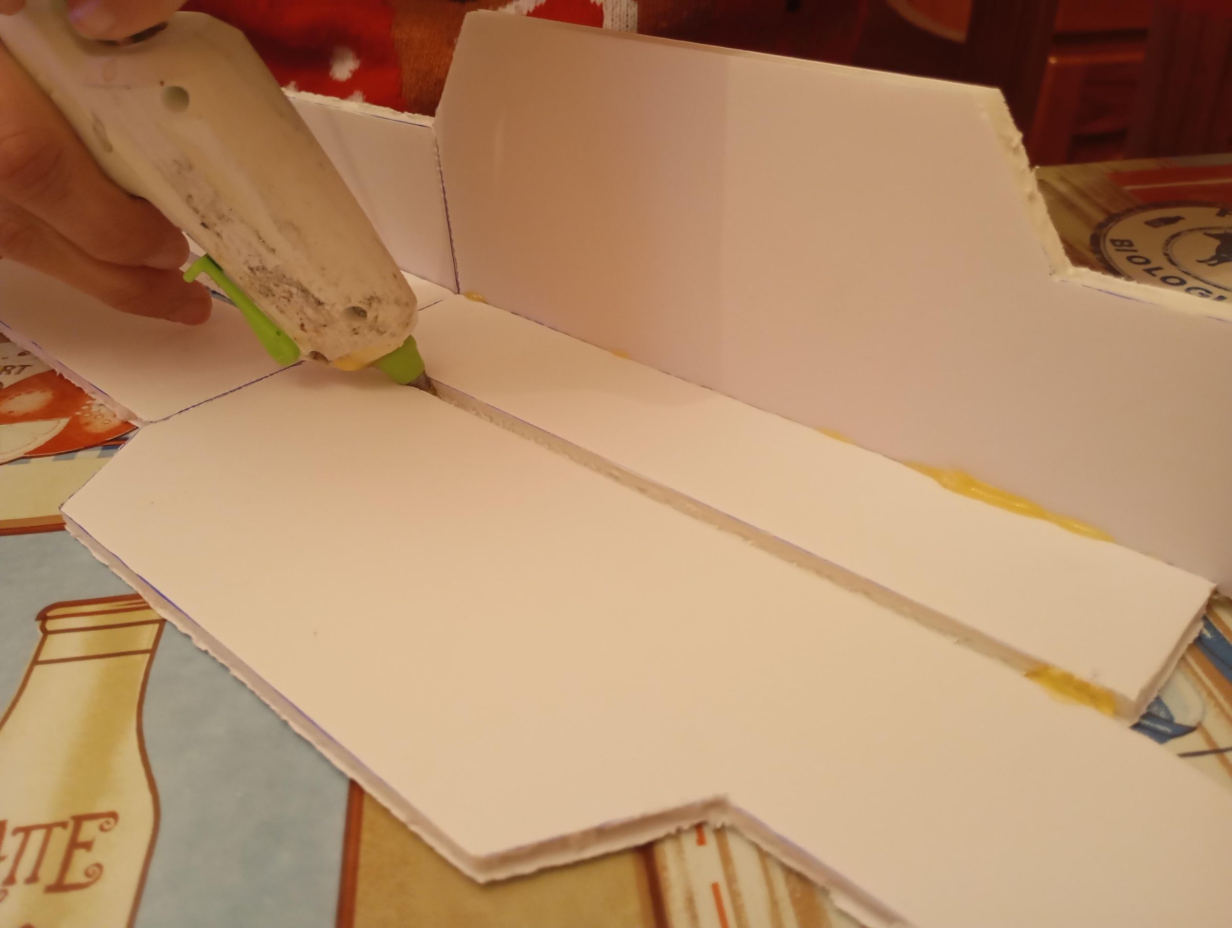 Lightweight Foamboard RC Glider: Build Your Own Remote-Controlled Plane ...