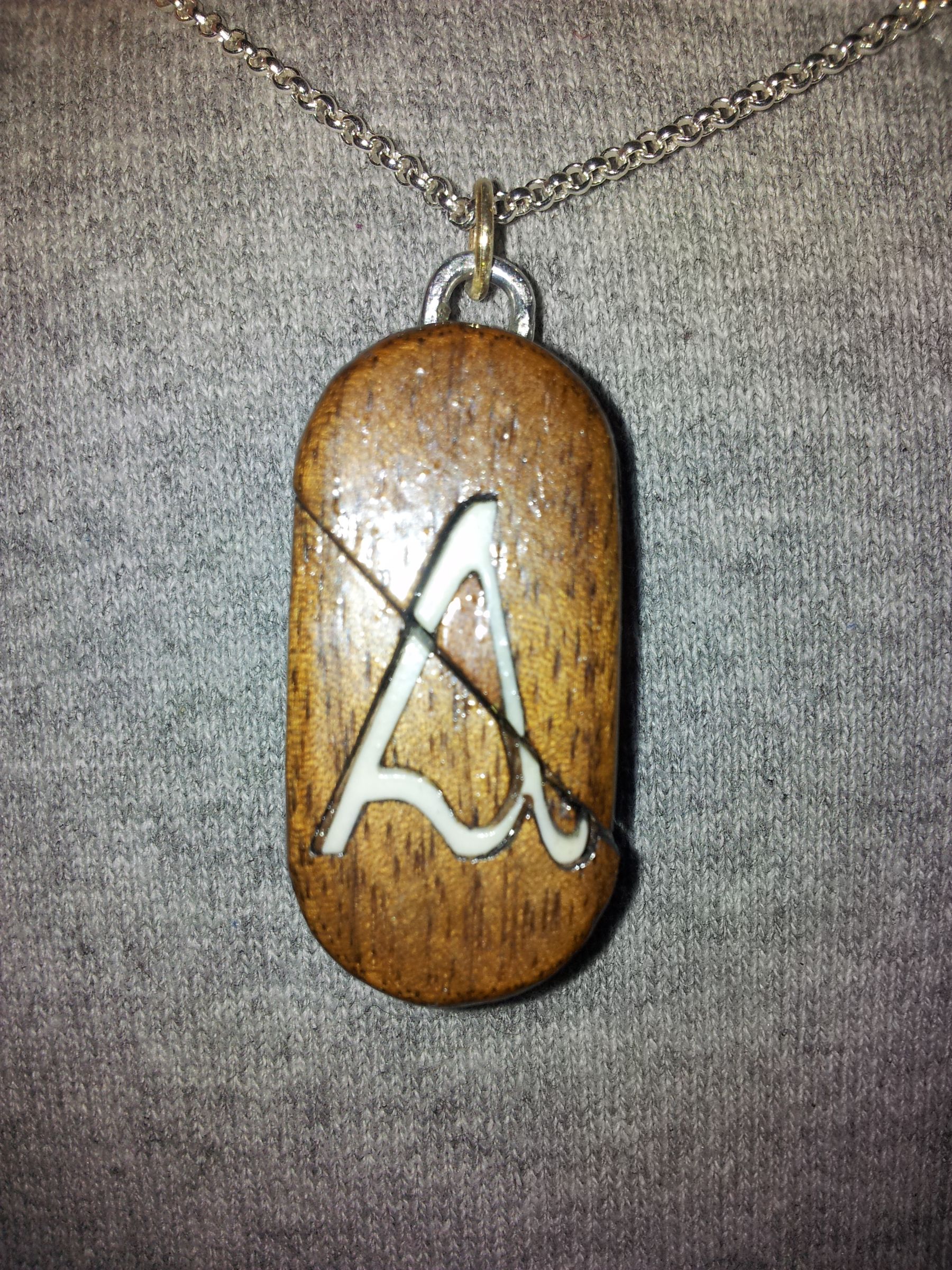 Illusionist Locket: a How To. : 12 Steps (with Pictures) - Instructables