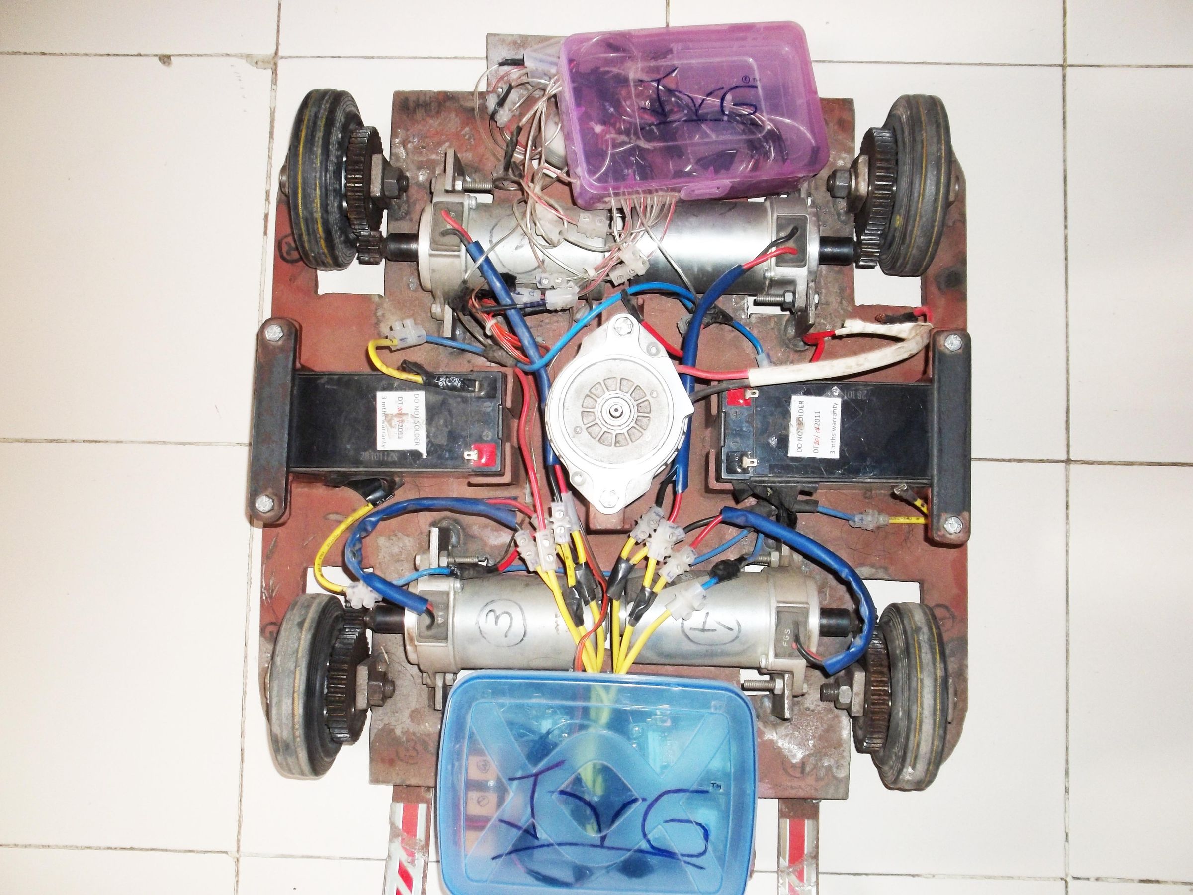 Blitzkrieg: the Bluetooth Controlled 110lb Combat Robot. : 8 Steps ...