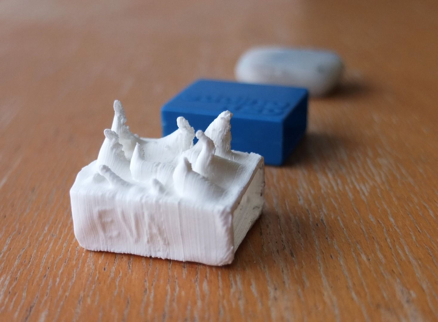 Make Art From Everyday Objects (using 123d Catch and Meshmixer) - TfCD : 5 Steps - Instructables