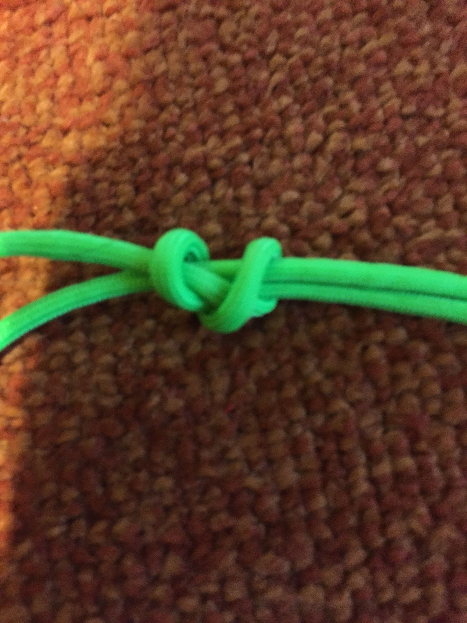 How To: Monkey Fist Necklace : 10 Steps - Instructables