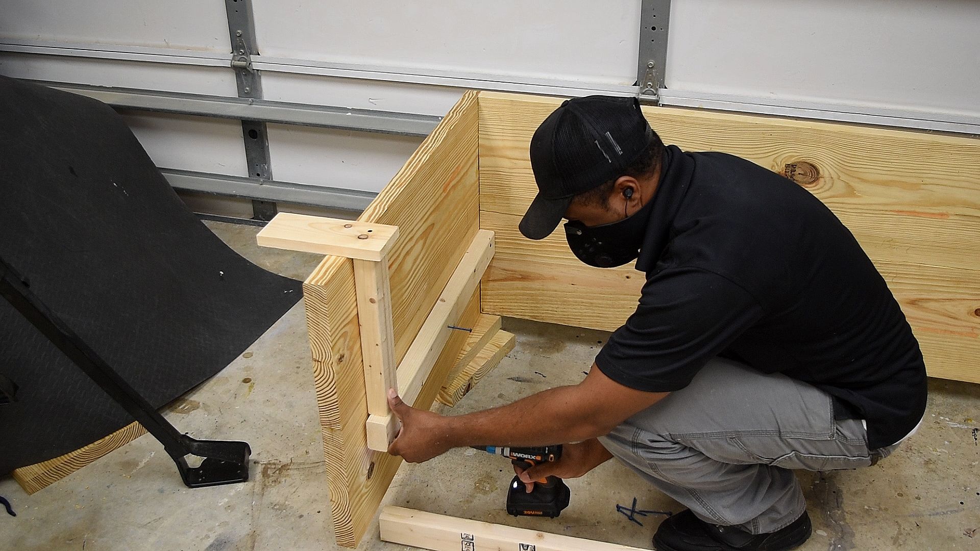 How to Make a SOFA That Turns Into a BED : 10 Steps (with Pictures ...