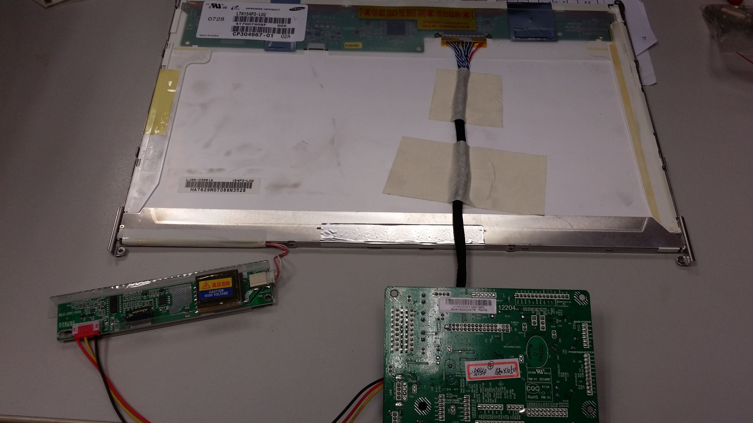 How to Re-purpose Dead Laptop's LCD : 4 Steps - Instructables