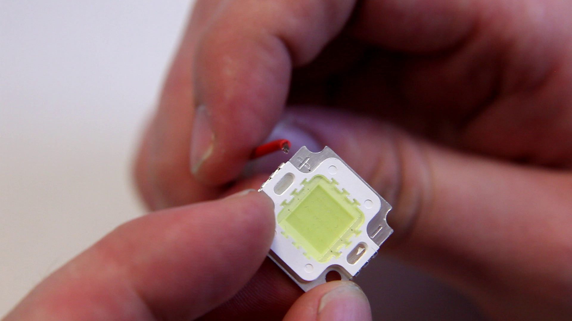 "Worlds Simplest" Neuralizer-build (Men in Black Memory Eraser) : 10 ...