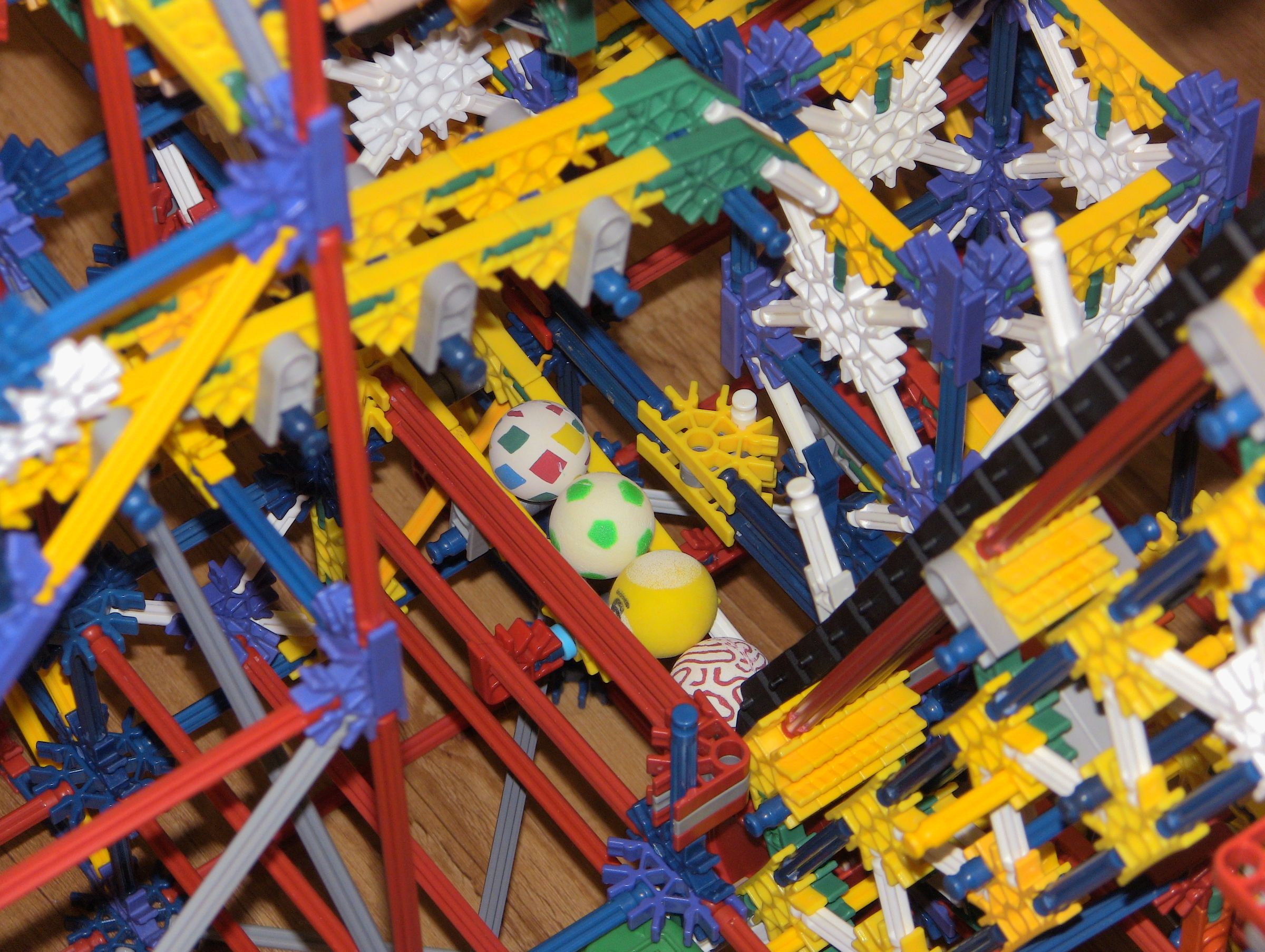 Knex Bouncy Ball Factory - Instructables