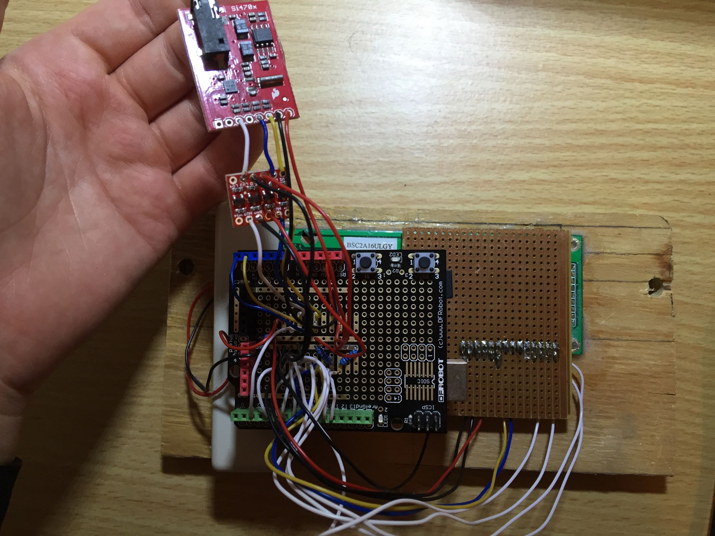 FM Radio With Si4703 Breakout Board, LCD and Arduino : 9 Steps (with Pictures) - Instructables