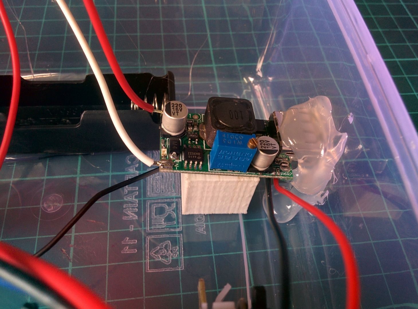 DIY SOLAR BATTERY CHARGER - Pulse Induction Metal Detectors