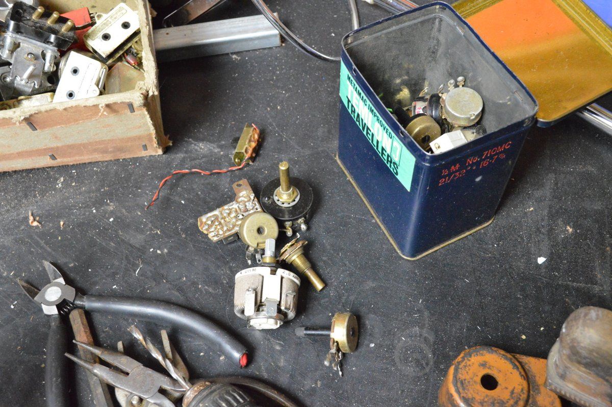 The Art of Making Junkbots : 14 Steps (with Pictures) - Instructables