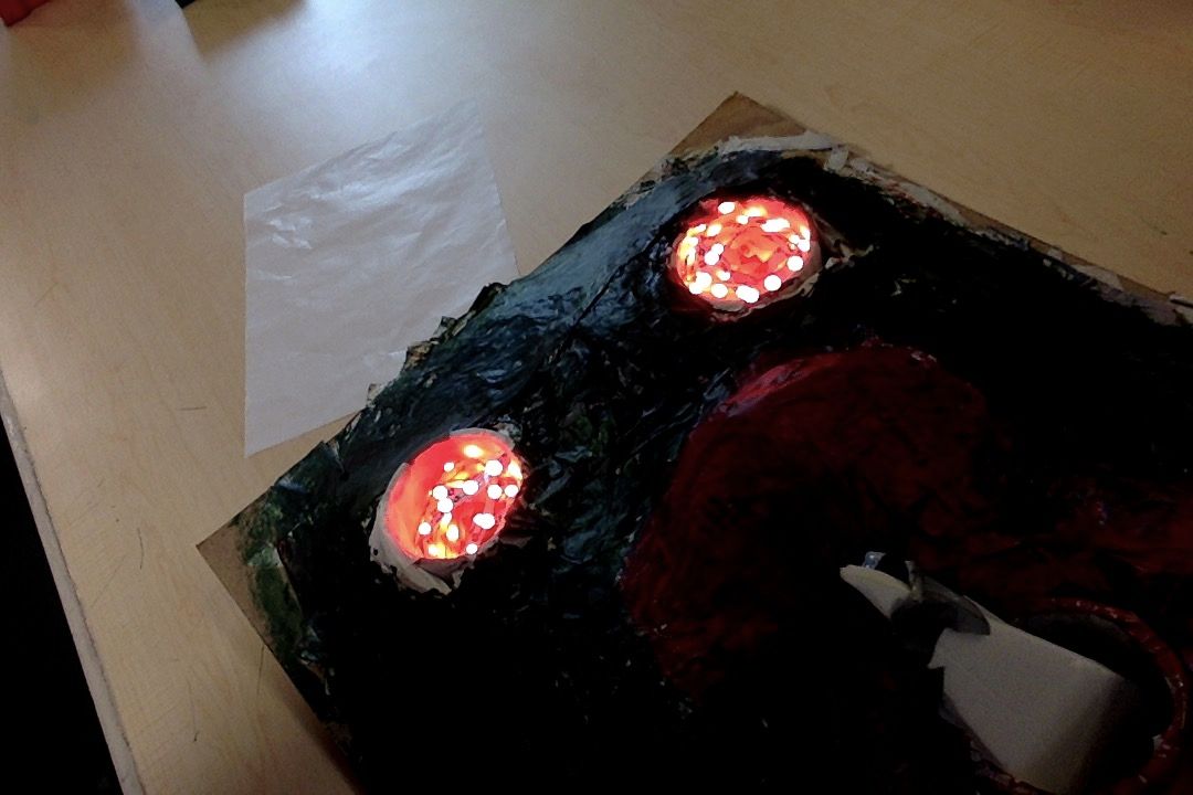 Zombie Spitting Out Vomit : 9 Steps (with Pictures) - Instructables