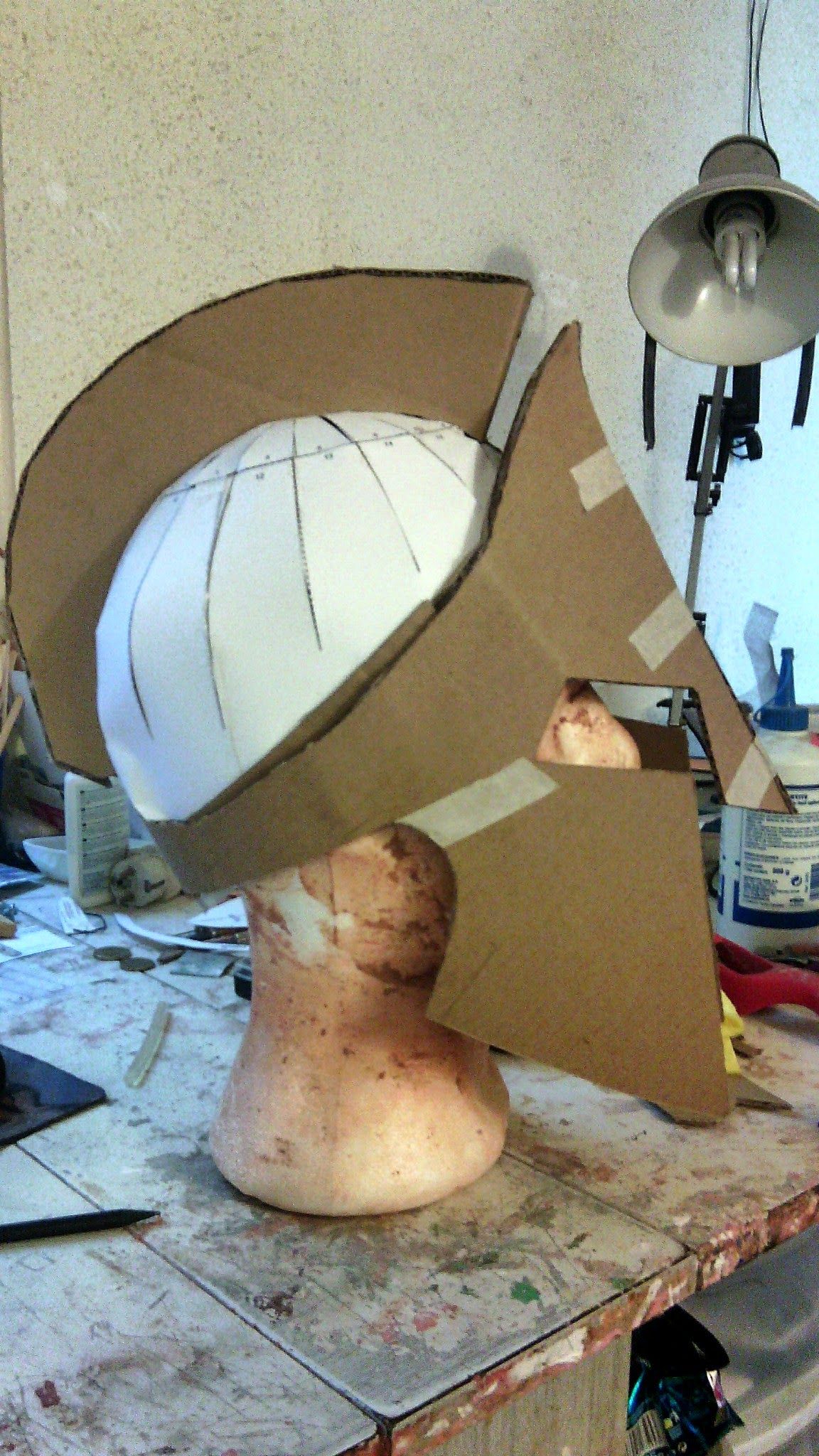 Leonidas Helmet 300 1:1 Por PropDivision : 5 Steps - Instructables