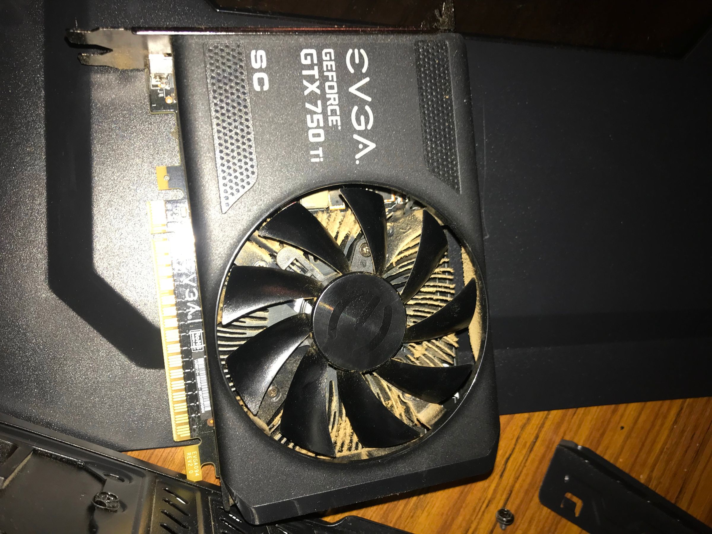Installing a Graphic Card : 5 Steps - Instructables