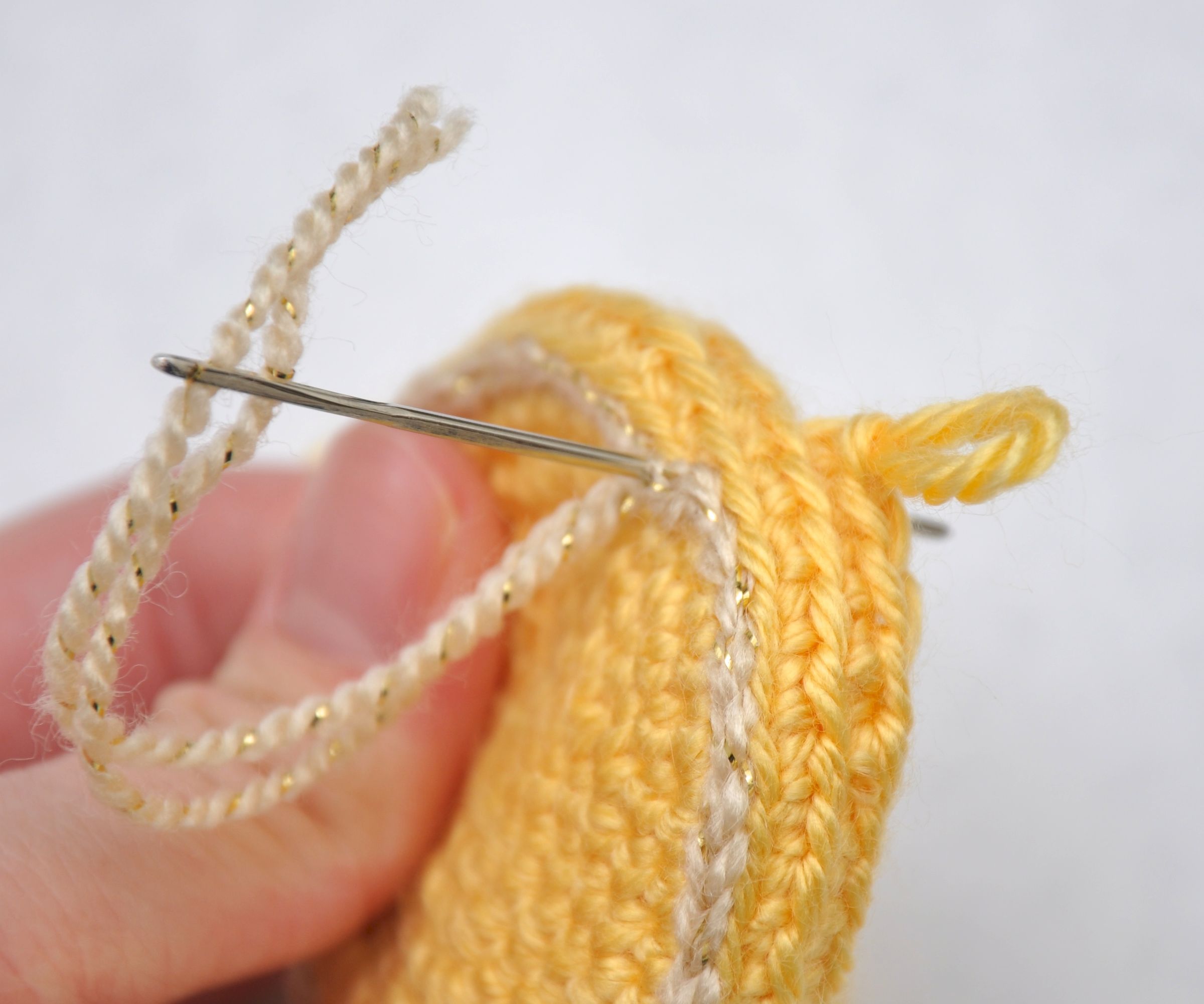 Crochet Medals : 8 Steps (with Pictures) - Instructables