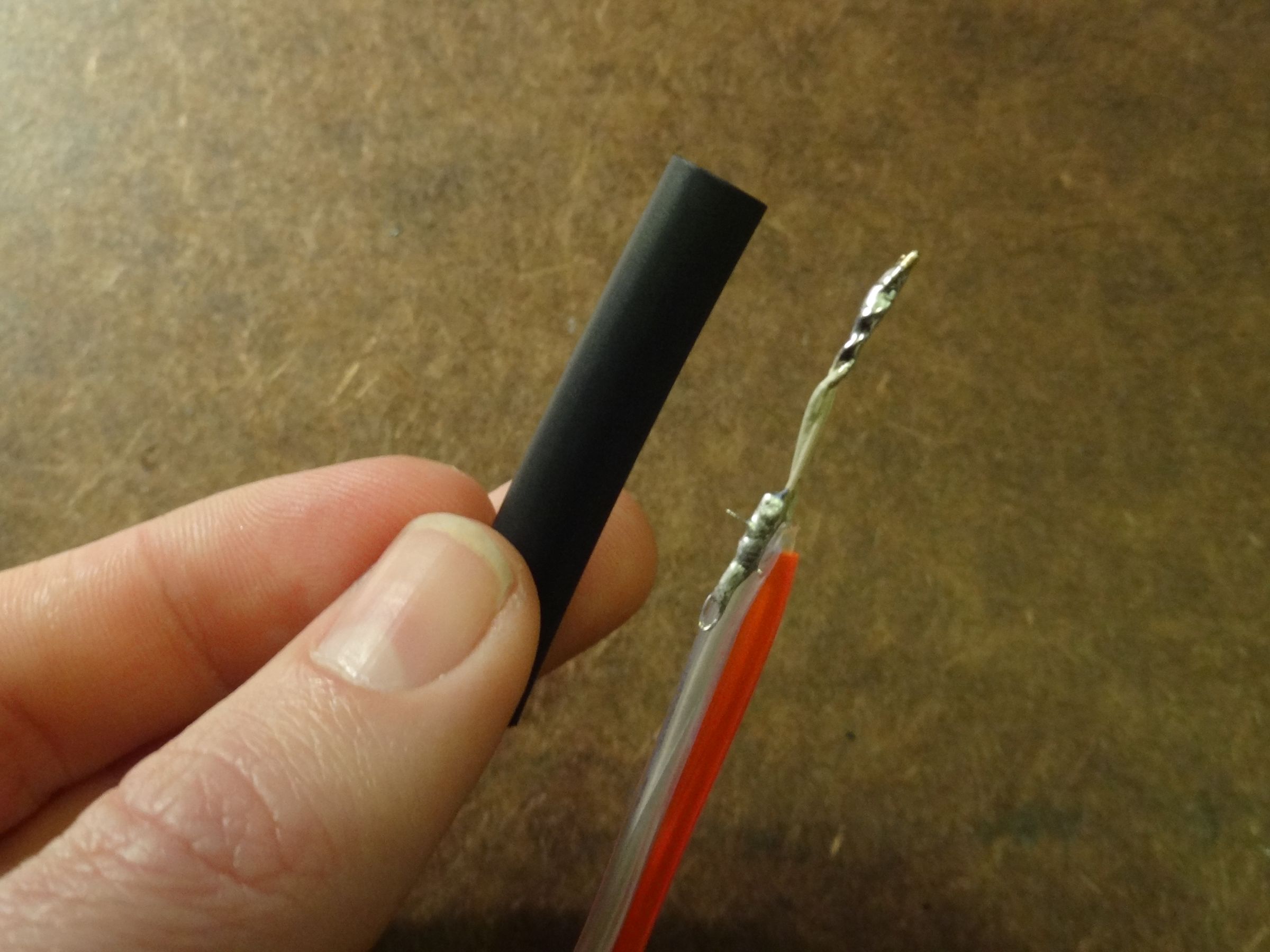 EL Wire: Daisy Chaining Different Colors : 9 Steps - Instructables