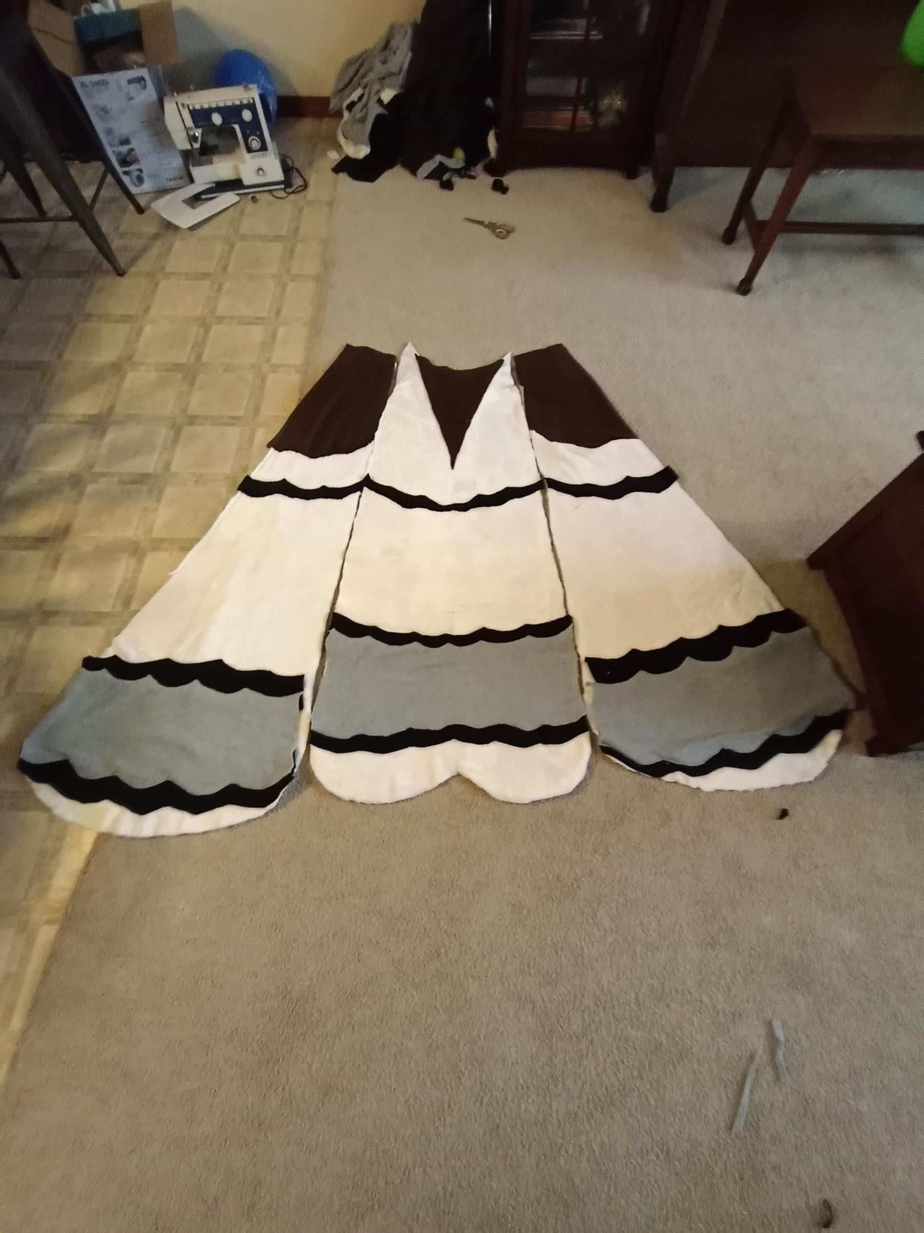 Moth Wing Cloak : 11 Steps (with Pictures) - Instructables