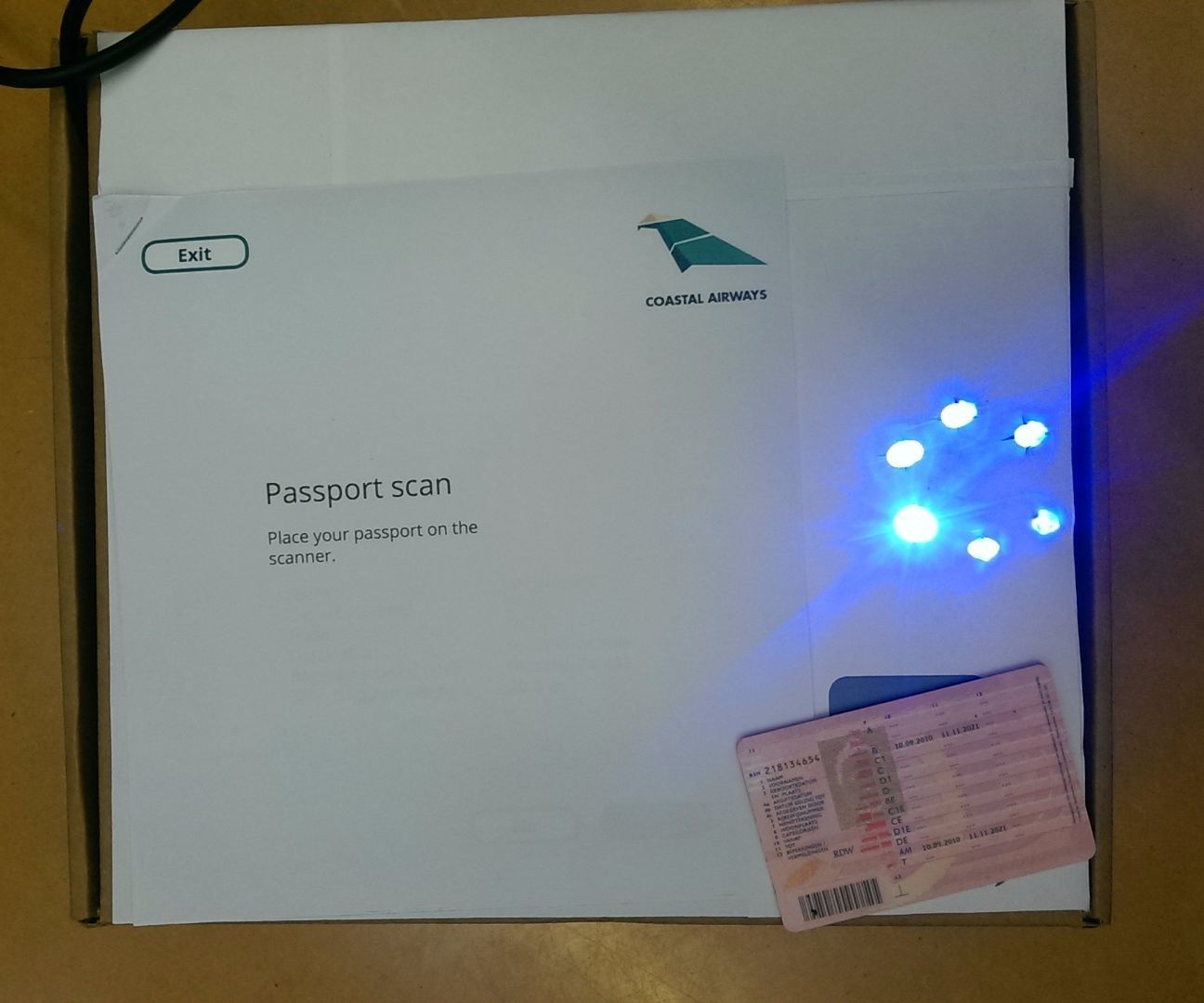 Airport Passport and Fingerprint Scan (TfCD) : 4 Steps (with Pictures ...