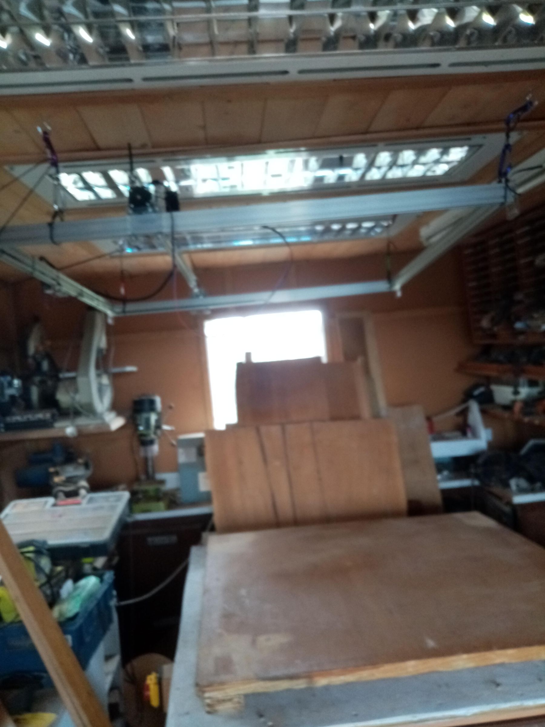 Evolution of a Workbench : 32 Steps (with Pictures) - Instructables