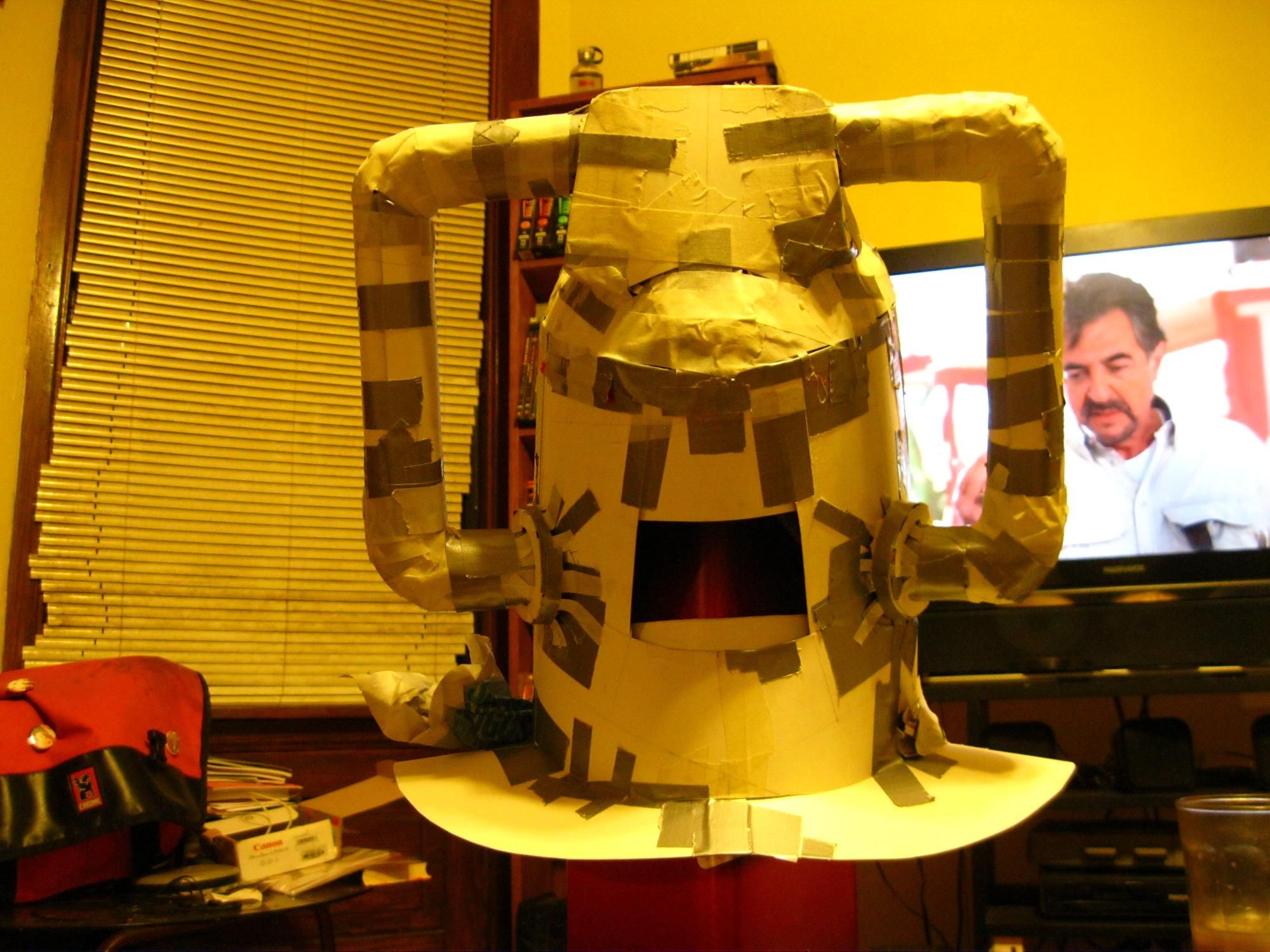 DOCTOR WHO CYBERMAN COSTUME : 5 Steps (with Pictures) - Instructables